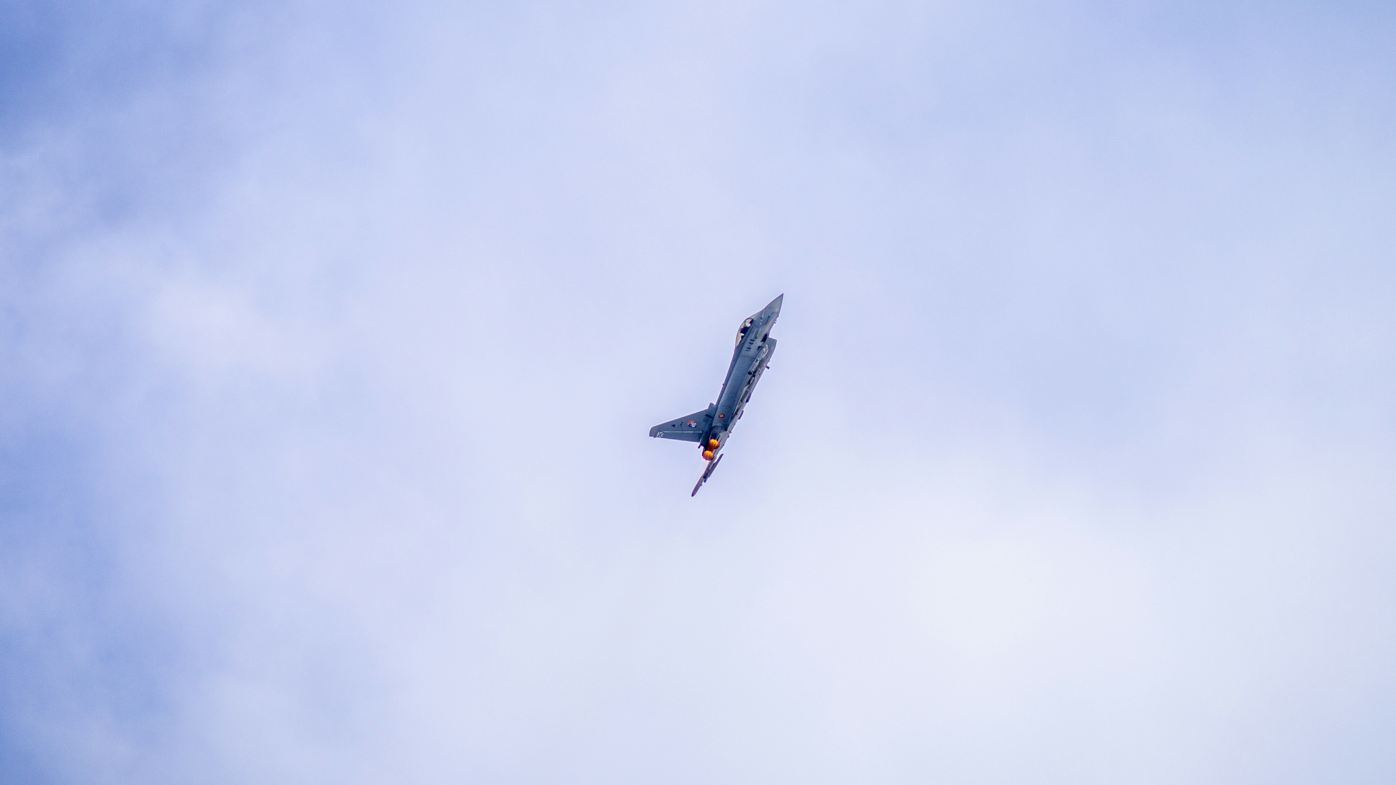 Jet Trace Across a Quiet Sky