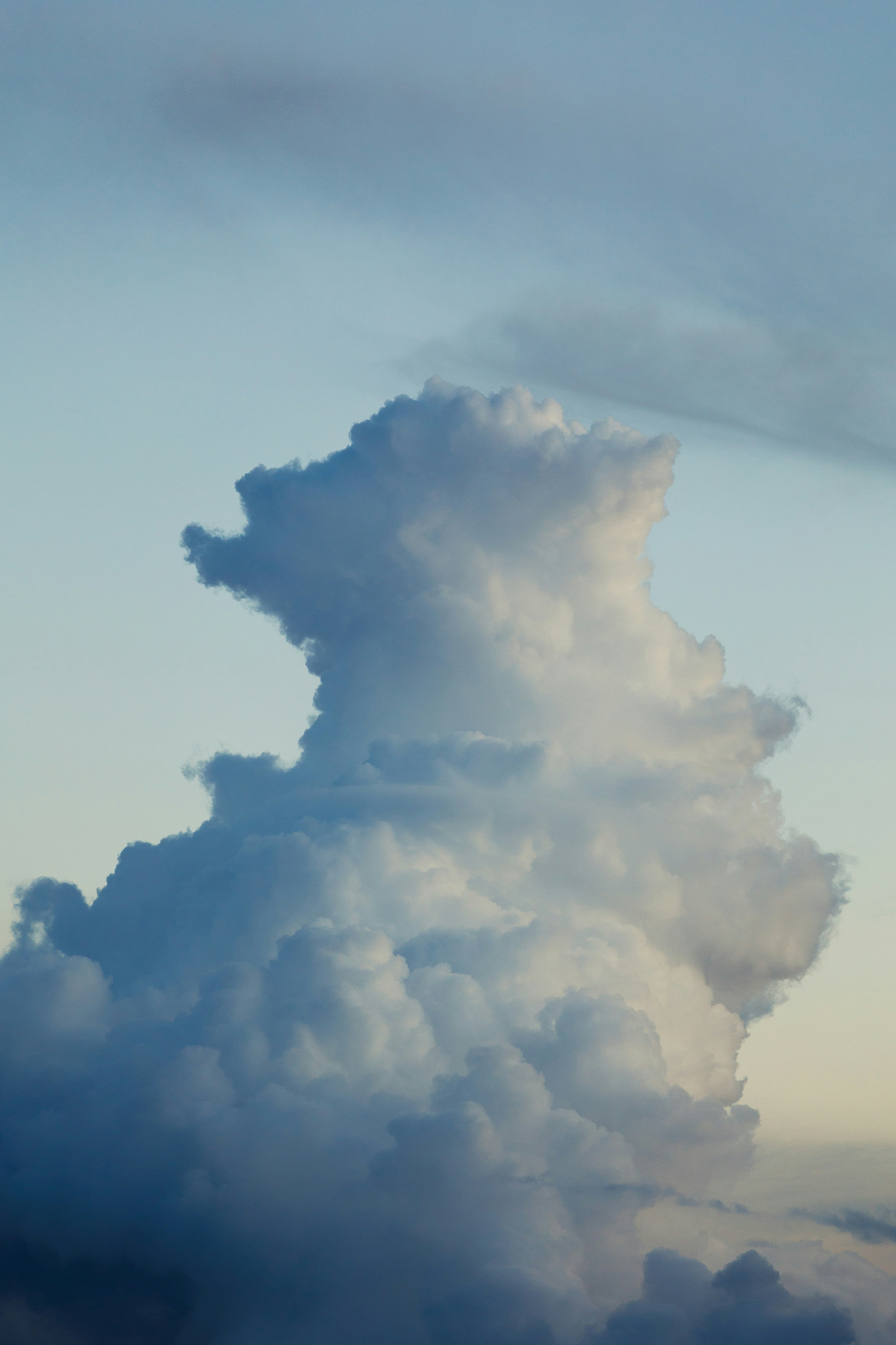 Towering Cloud Ascendant at Dusk