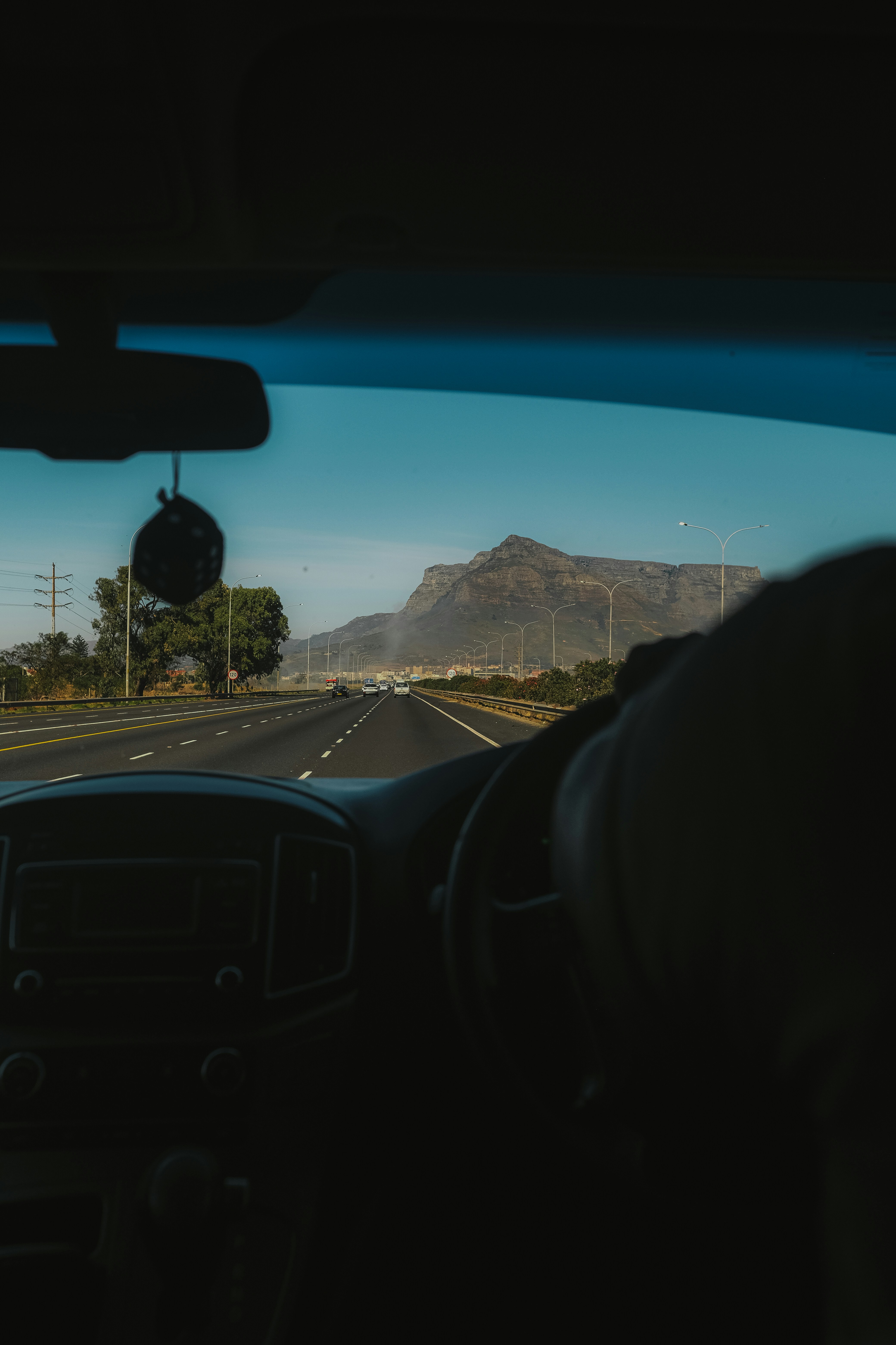Road to Table Mountain: A Driver’s Perspective Through the Windshield