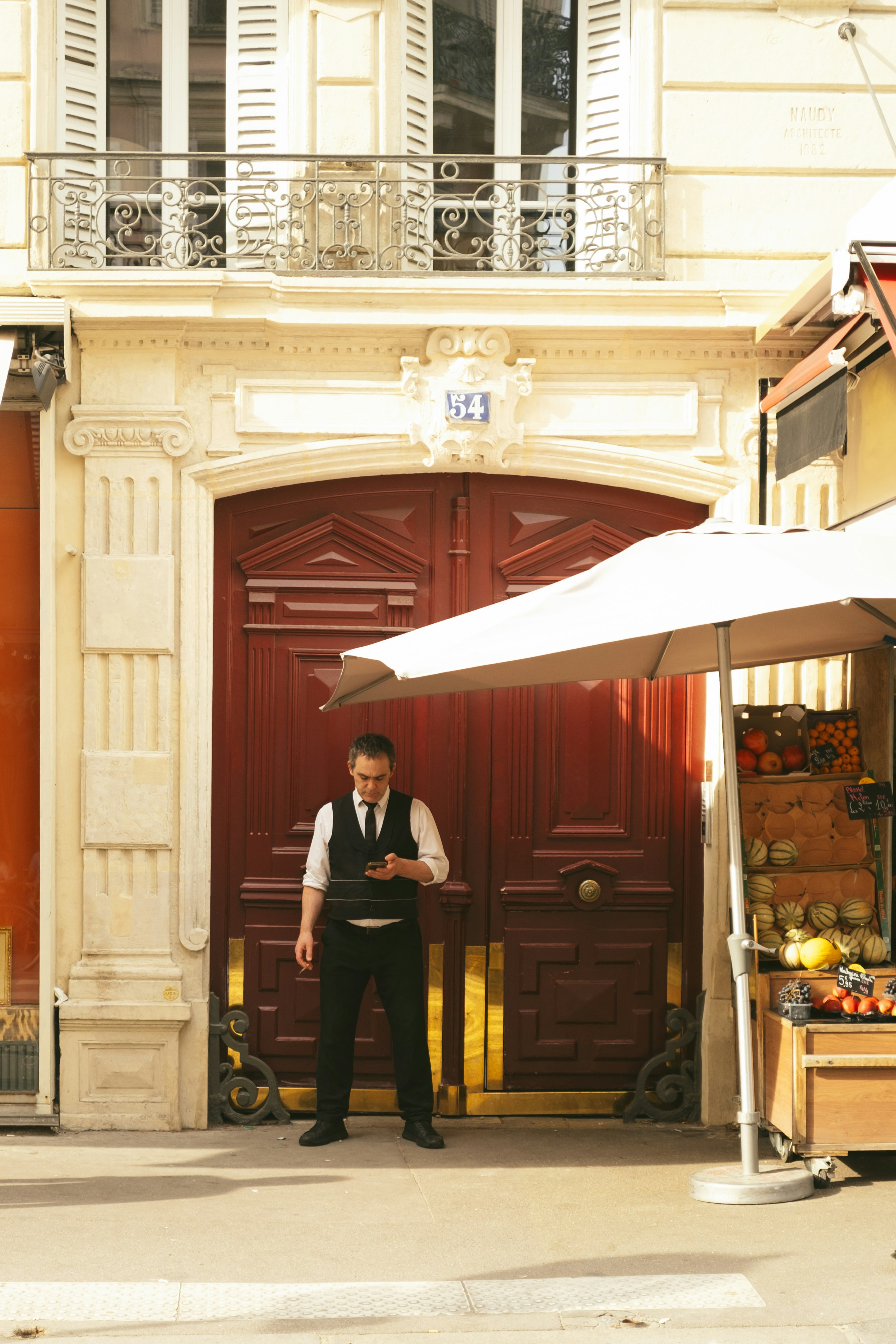 Street Keeper in a Golden Arc