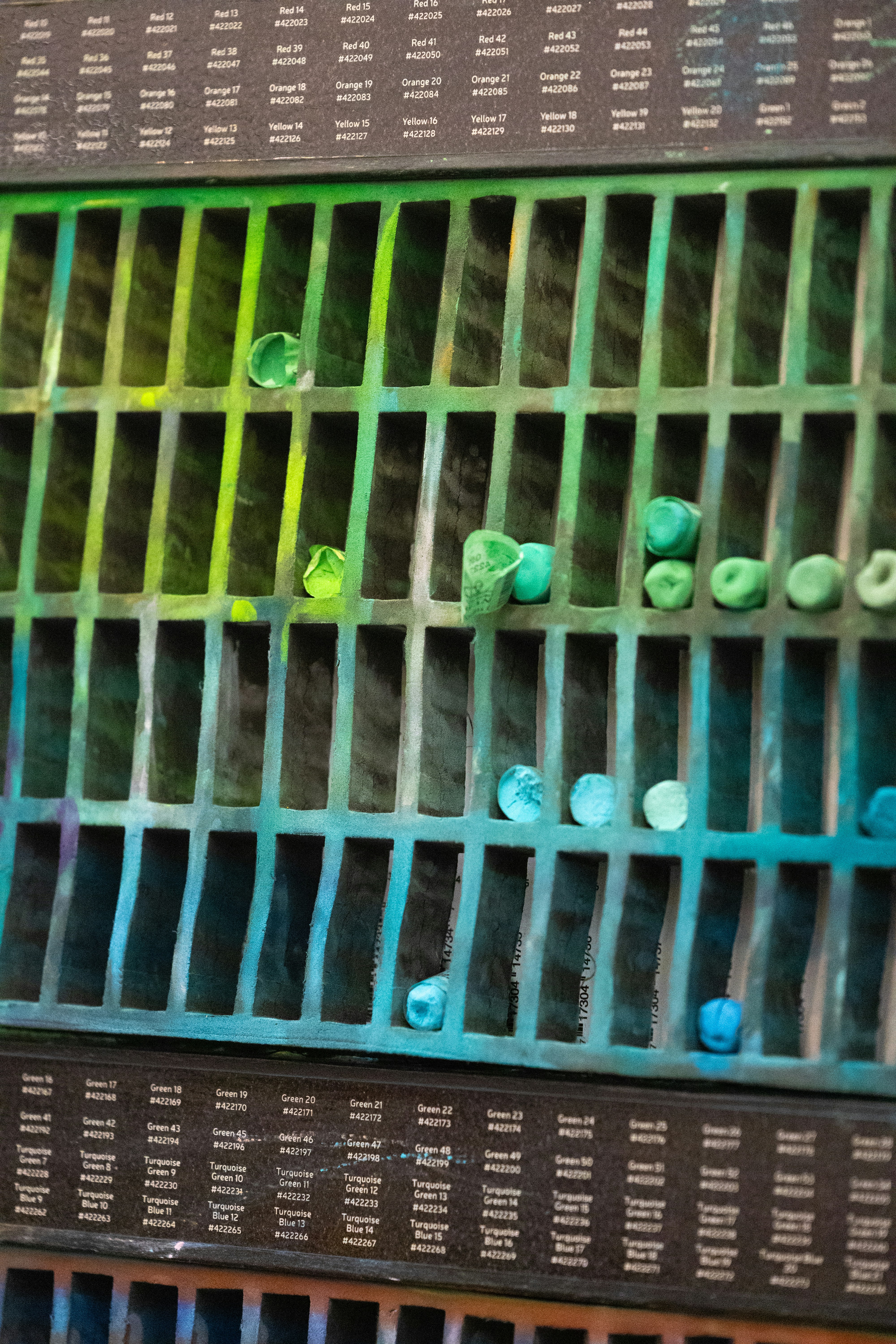 Chromatic Grid: Color Dyes in a Mechanical Array