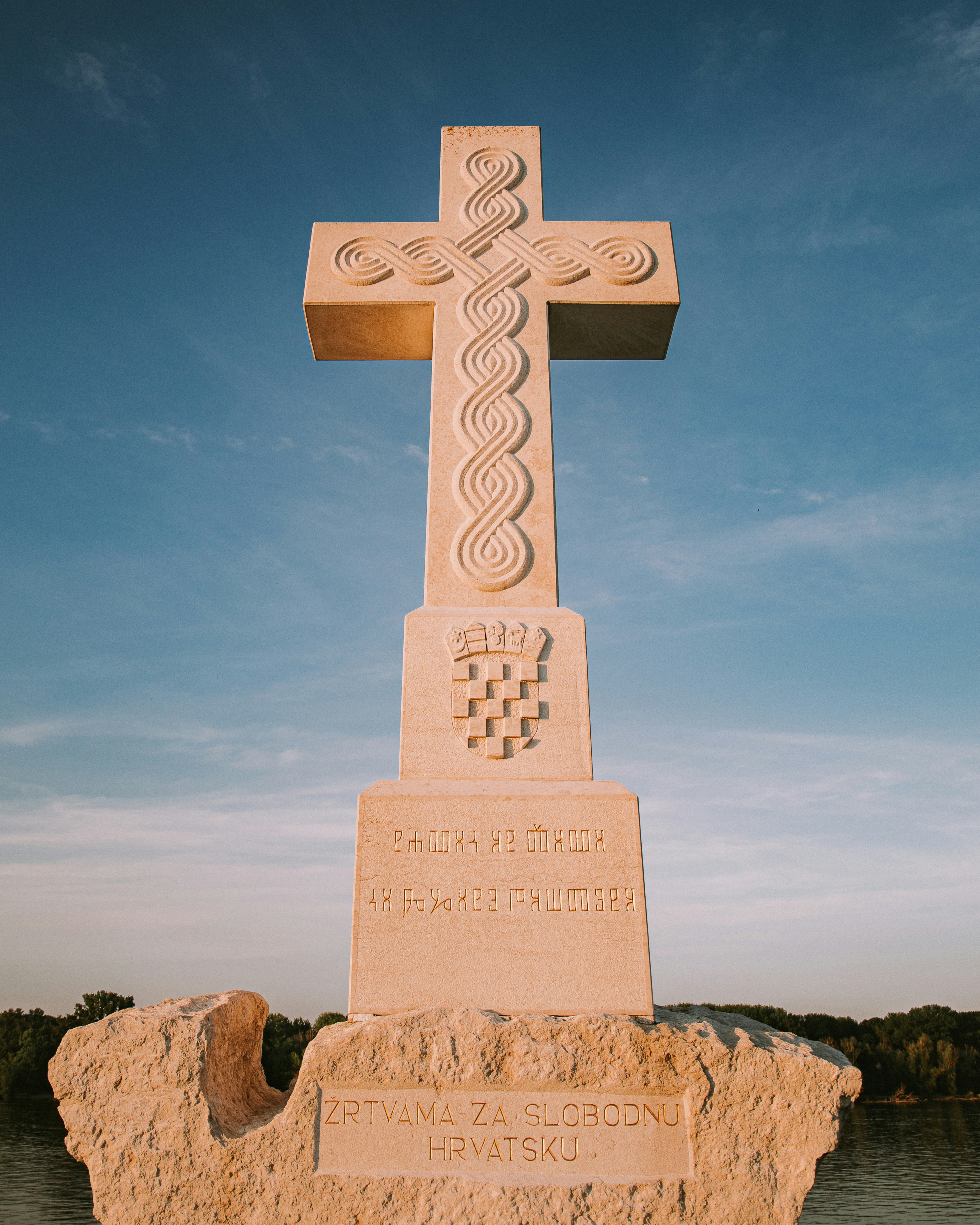 Stone Cross Overlooking a Quiet Horizon