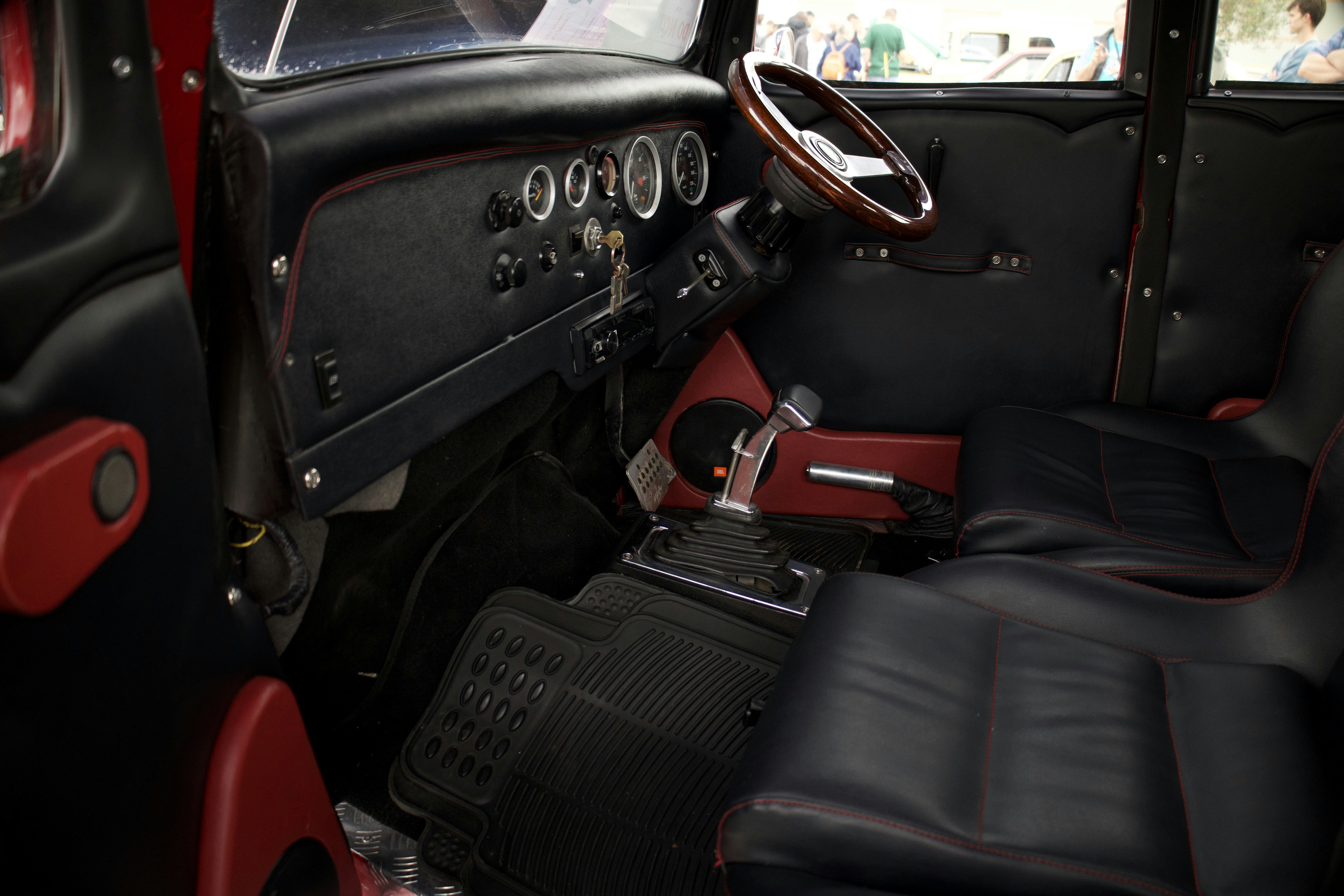 Vintage Rumble: Classic Car Interior with Leather and Chrome Dash