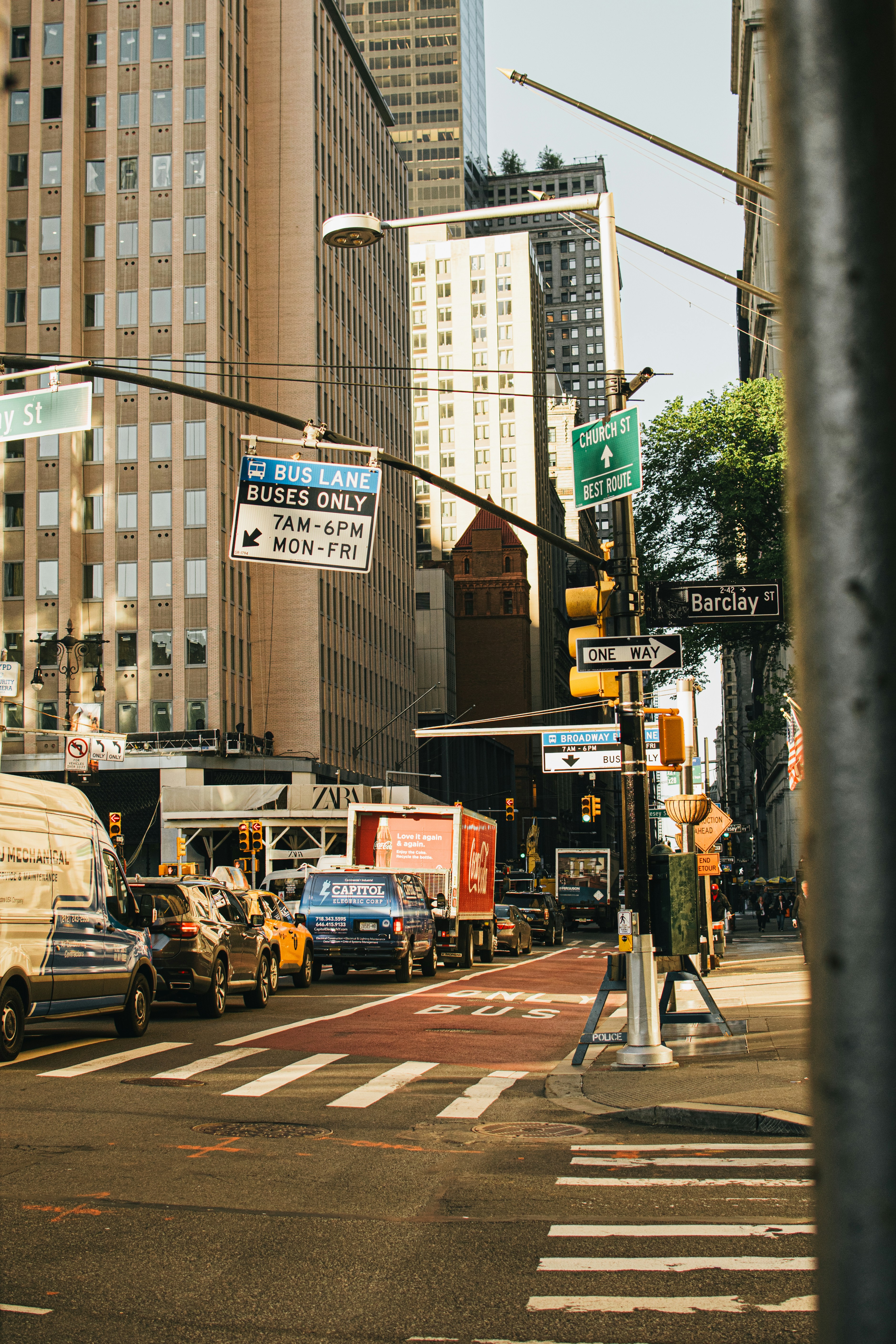 Street Pulse: Morning Traffic Jostle Between Towers