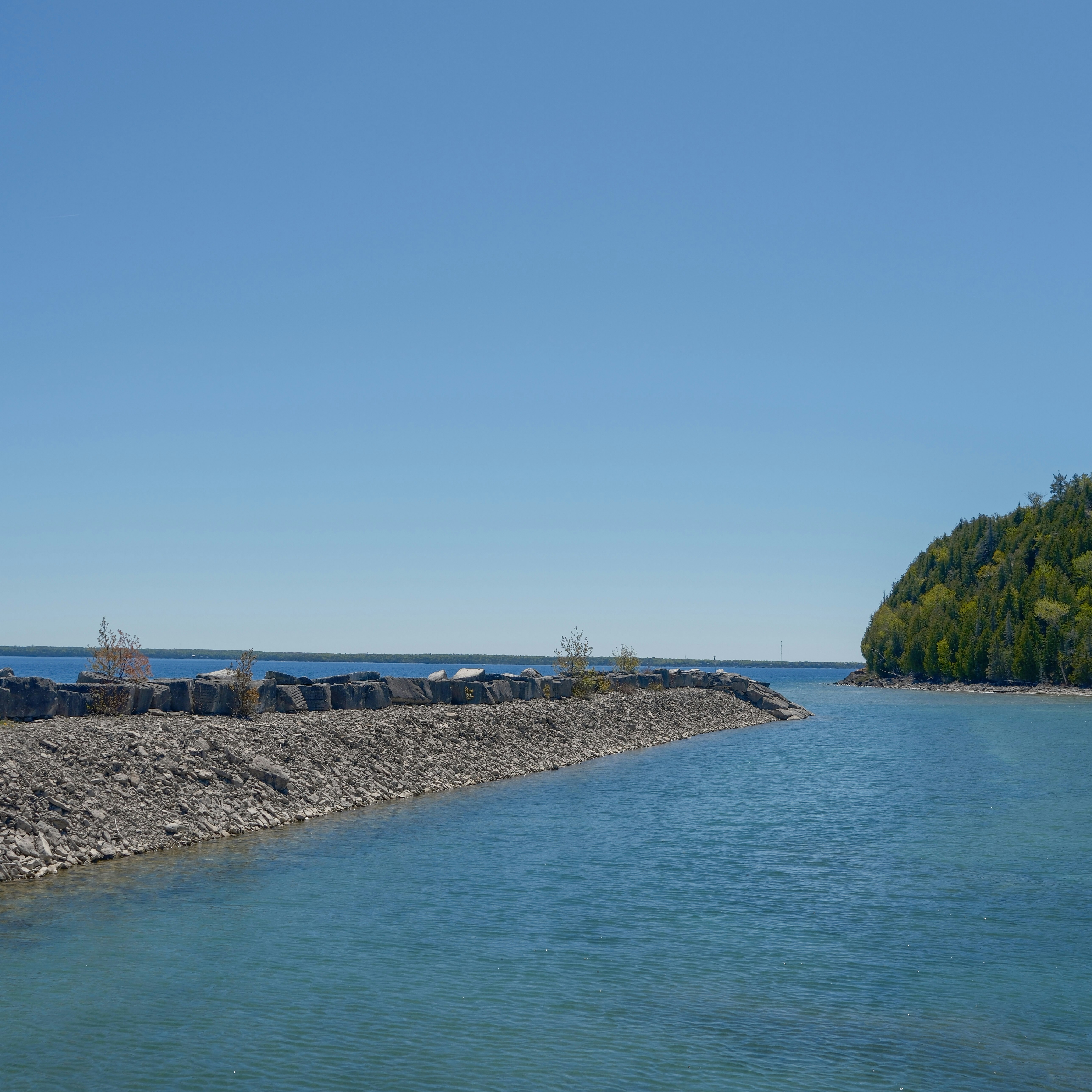 Azure Breakwater: The Quiet Channel Between Shorelines