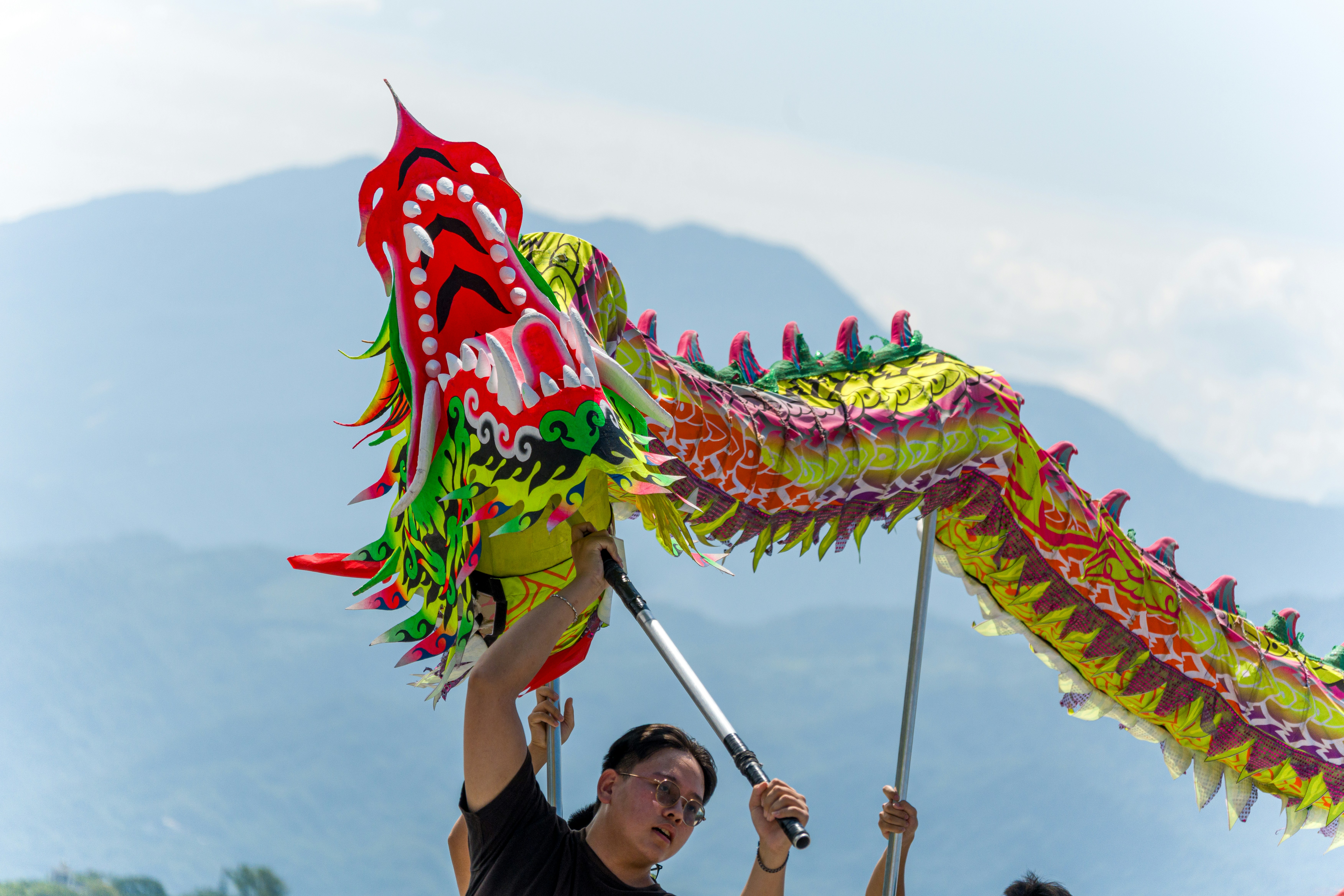 Vibrant Dragon Head and Operators in Motion