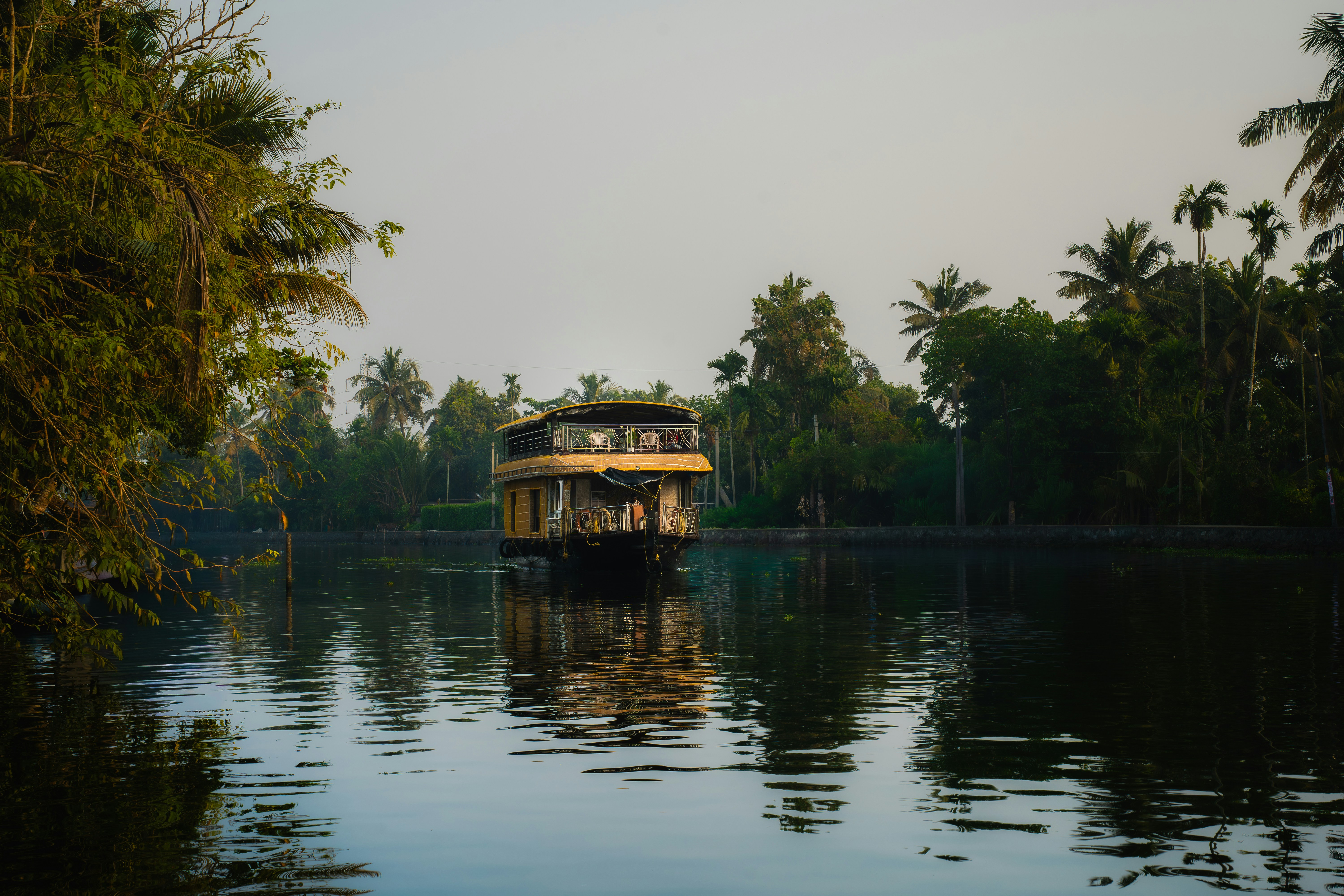 Houseboat Drift: A Quiet Morning on the River