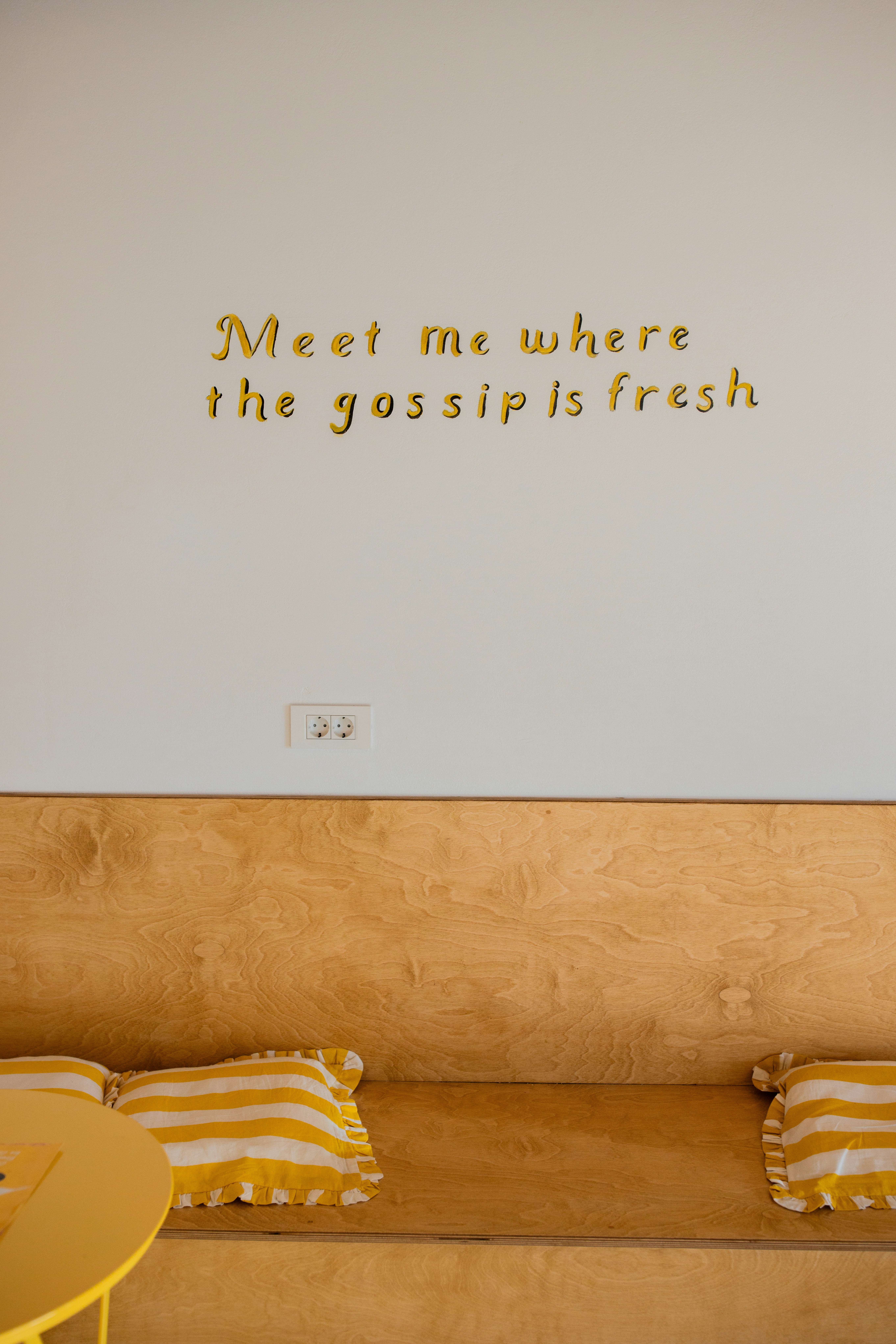 Gossip Corner: Soft Light and Warm Cushions