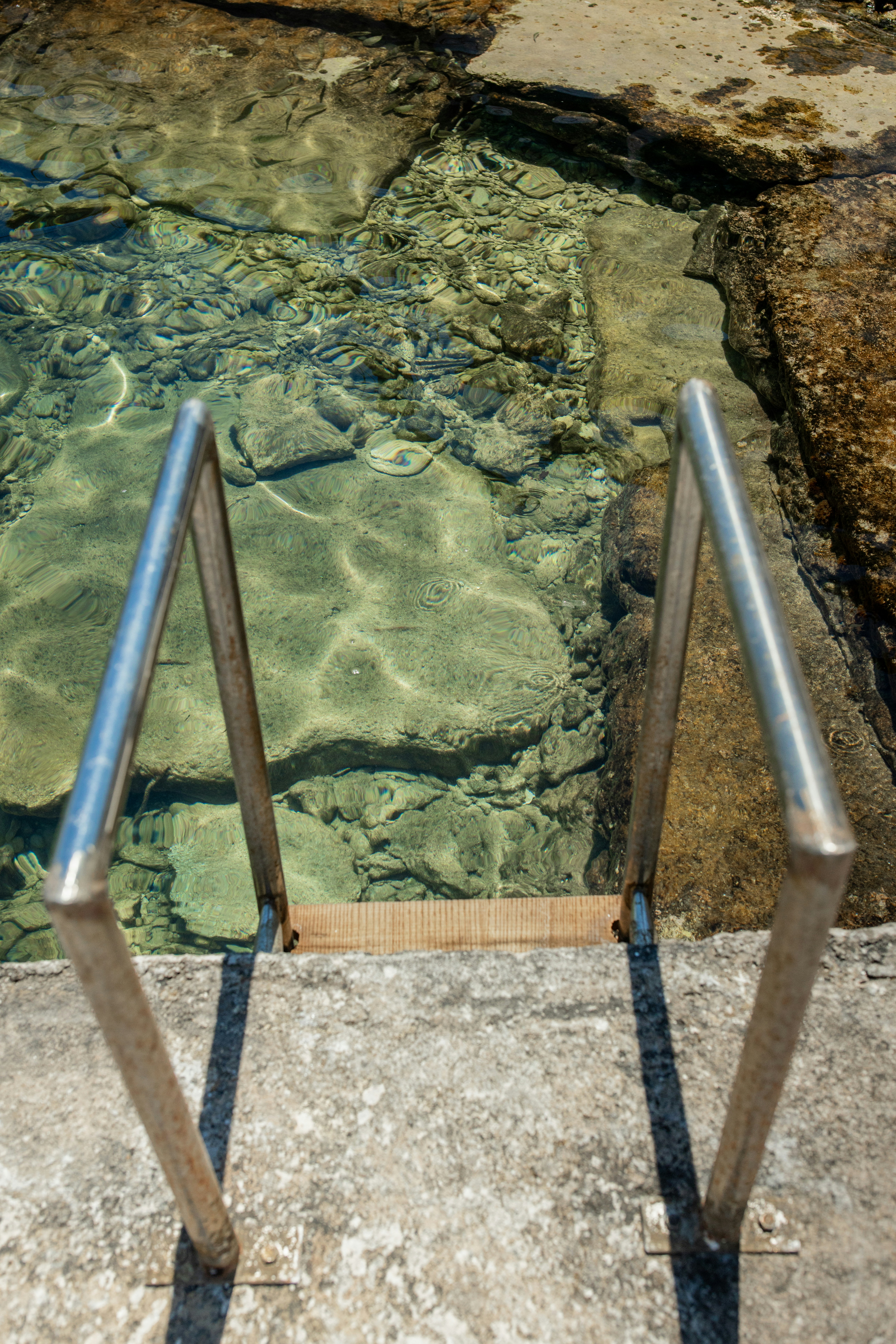 Gentle Descent into Turquoise Depths