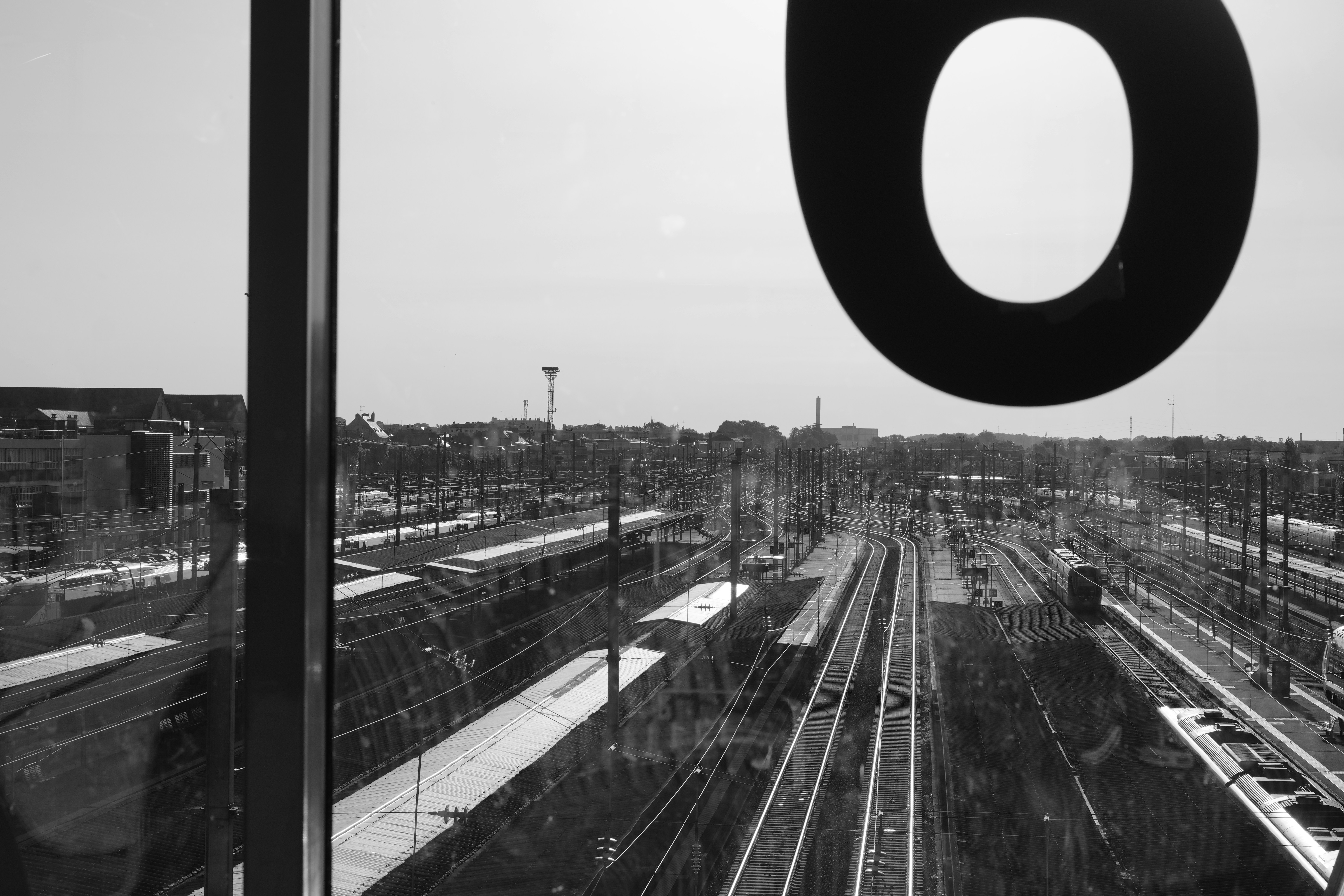 Railway Horizon through the Glass