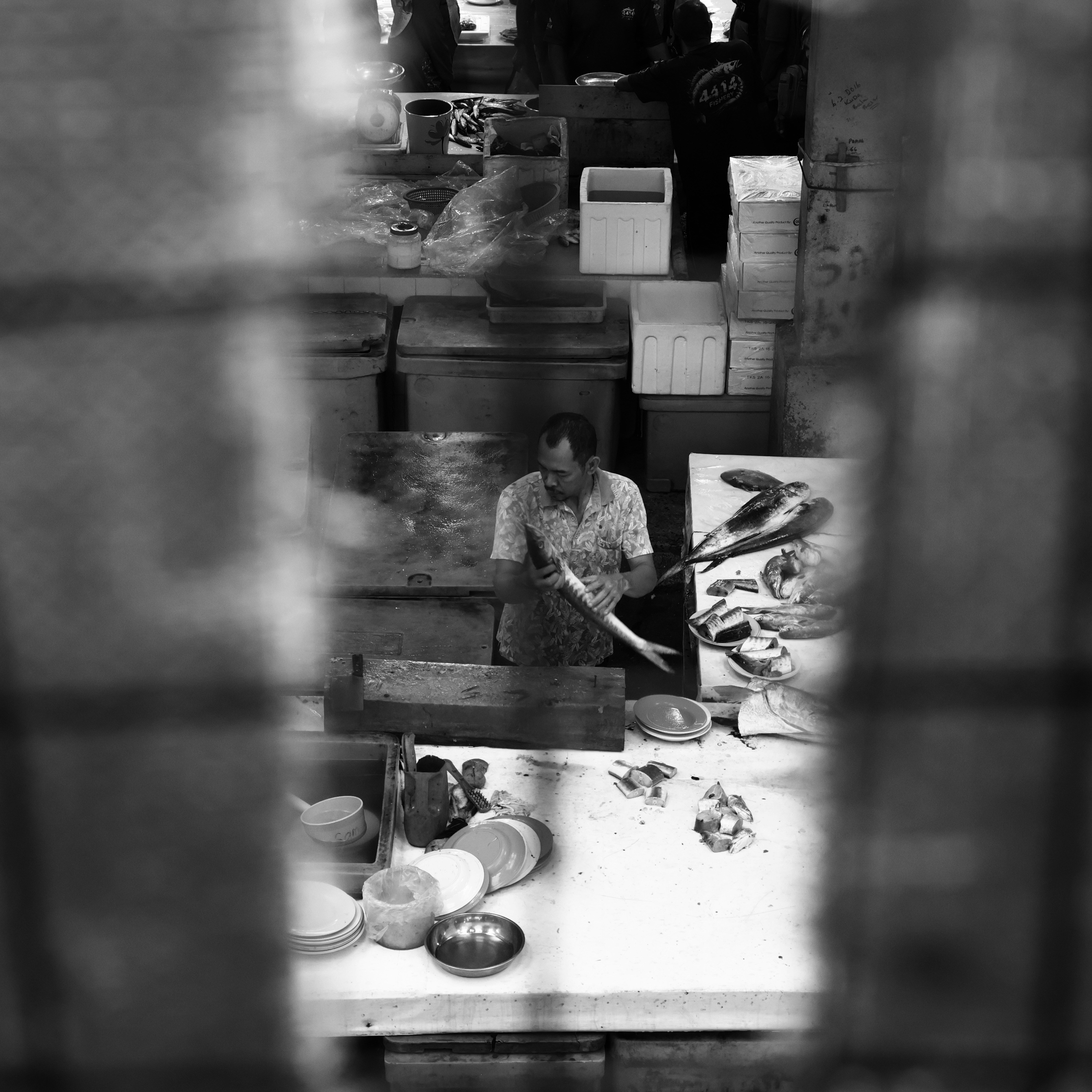 Chef in the Market: A Diligent Pause Between Tasks