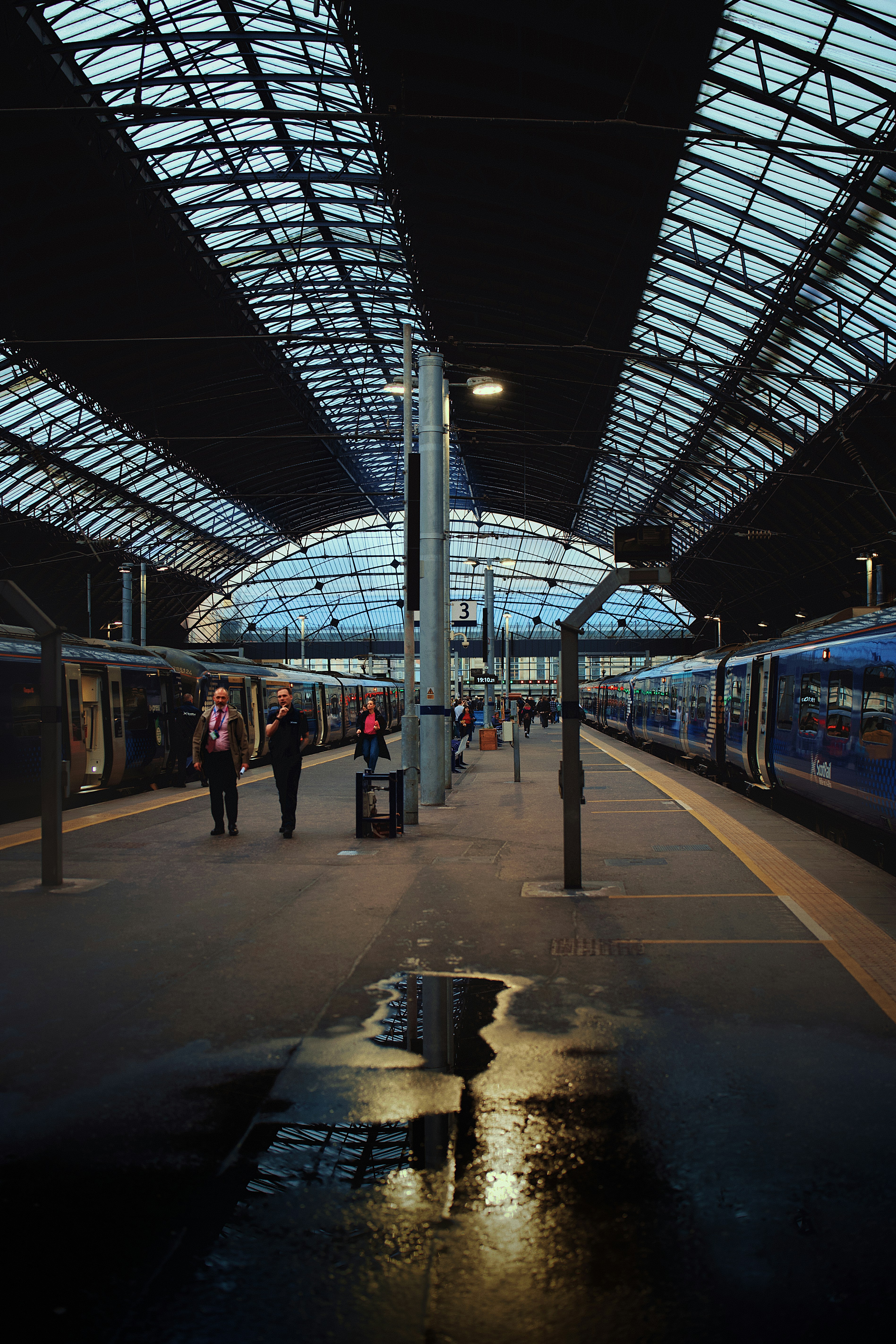 Glass Roof, Steel Arches, and a Quiet Platform Morning