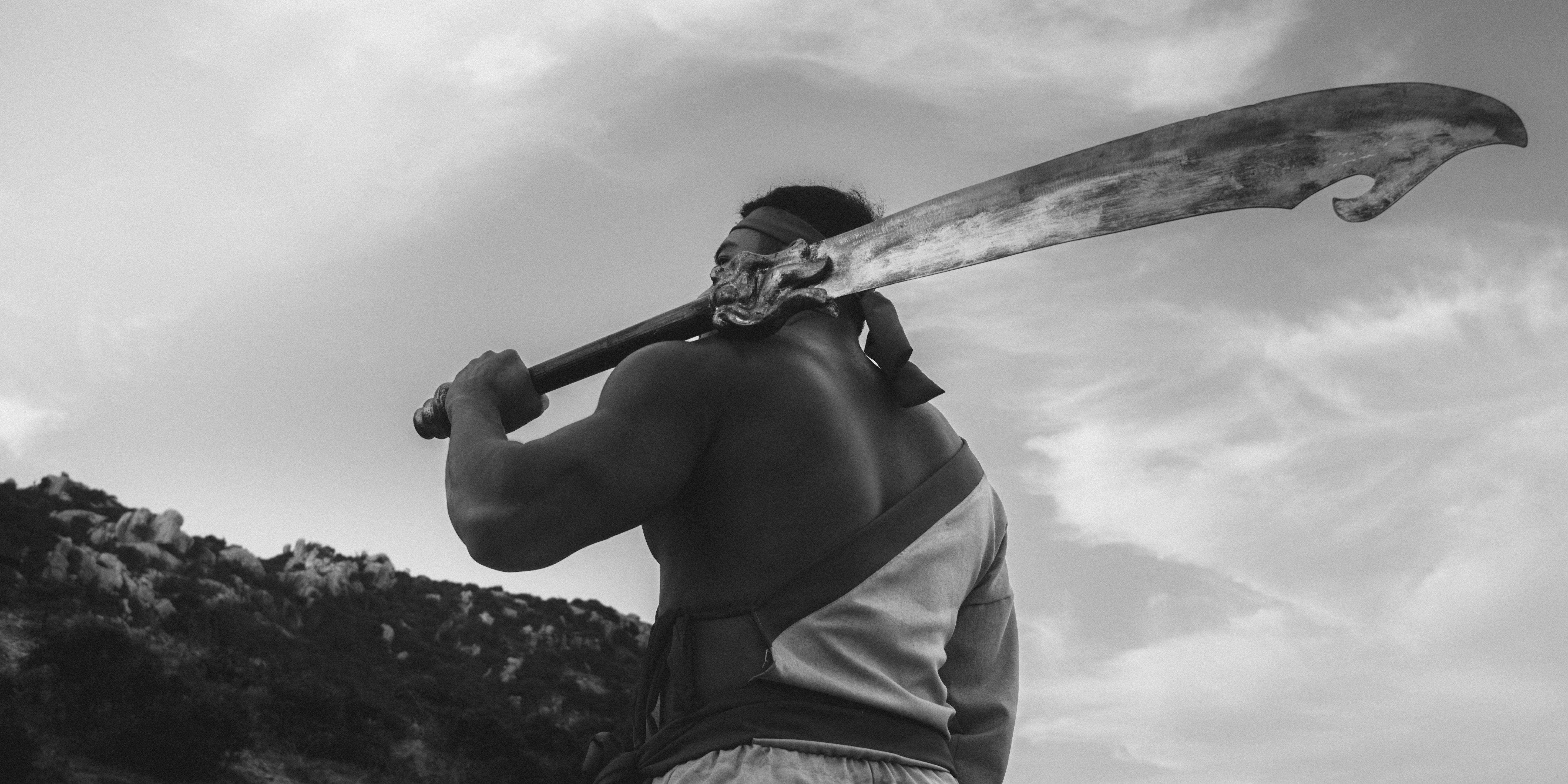 The Blade Master: Uphill Stride with a Glaive