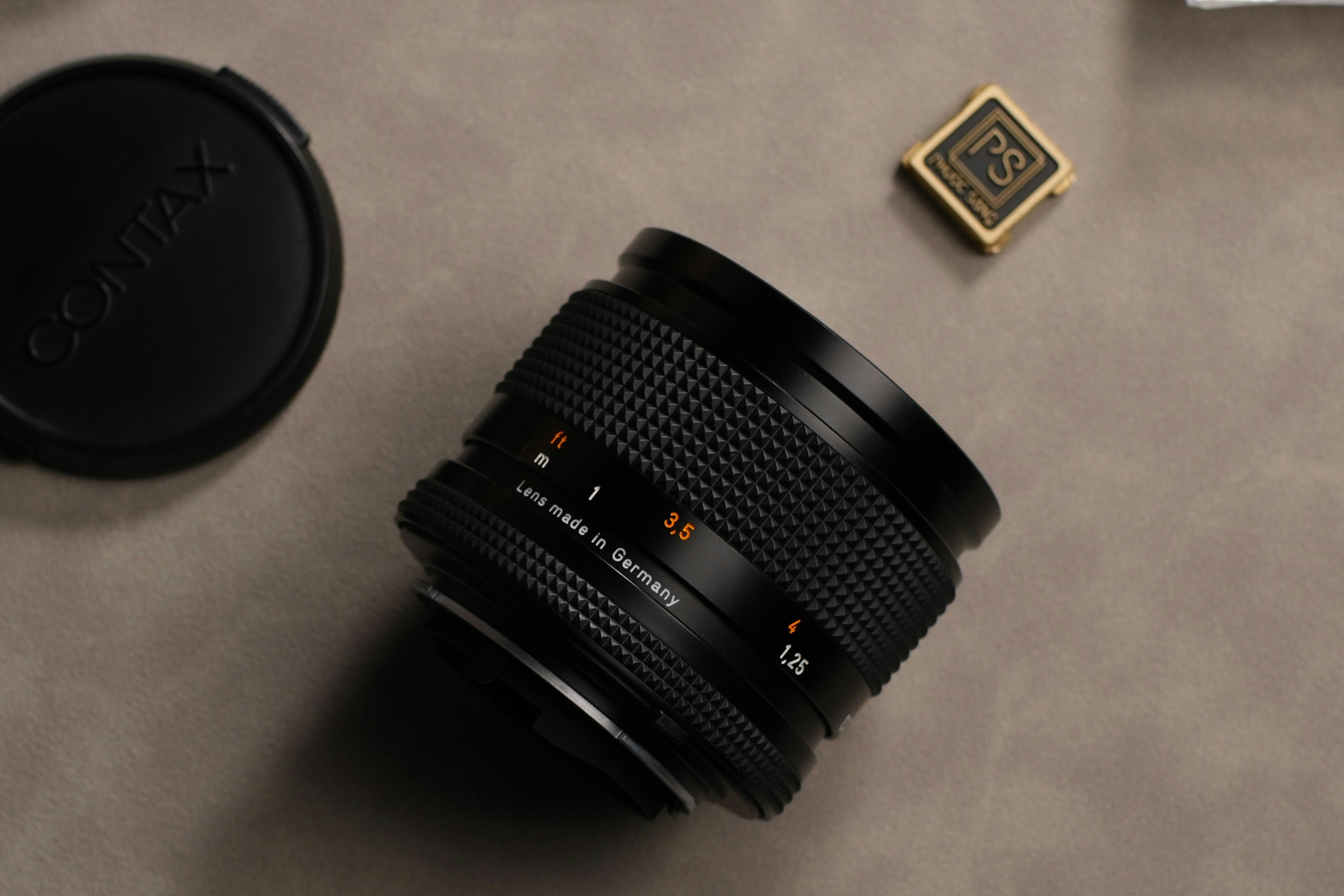 Minimalist Canon: A Pentaprism of Focus