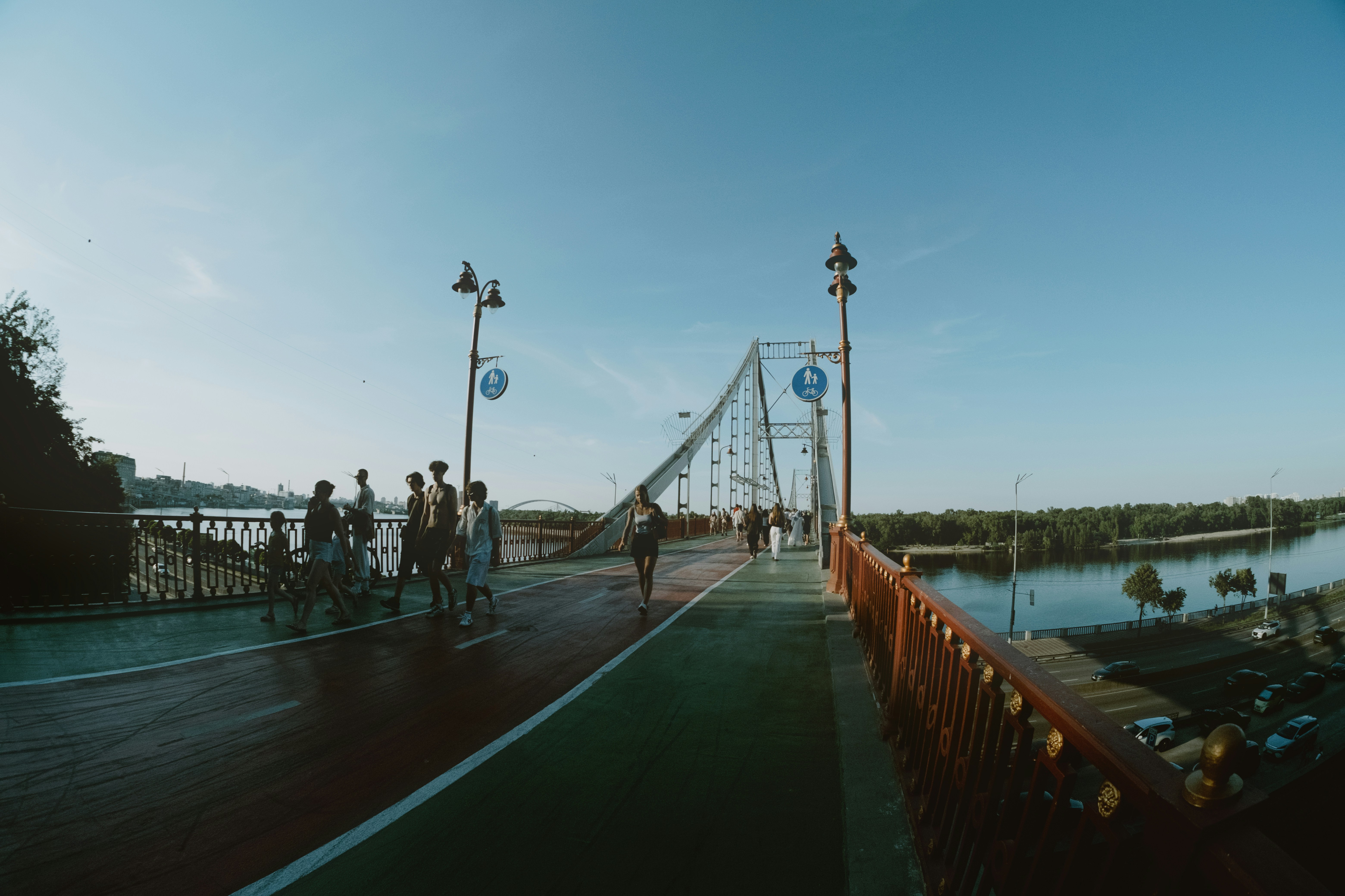 Pedestrian Bridge to the Horizon