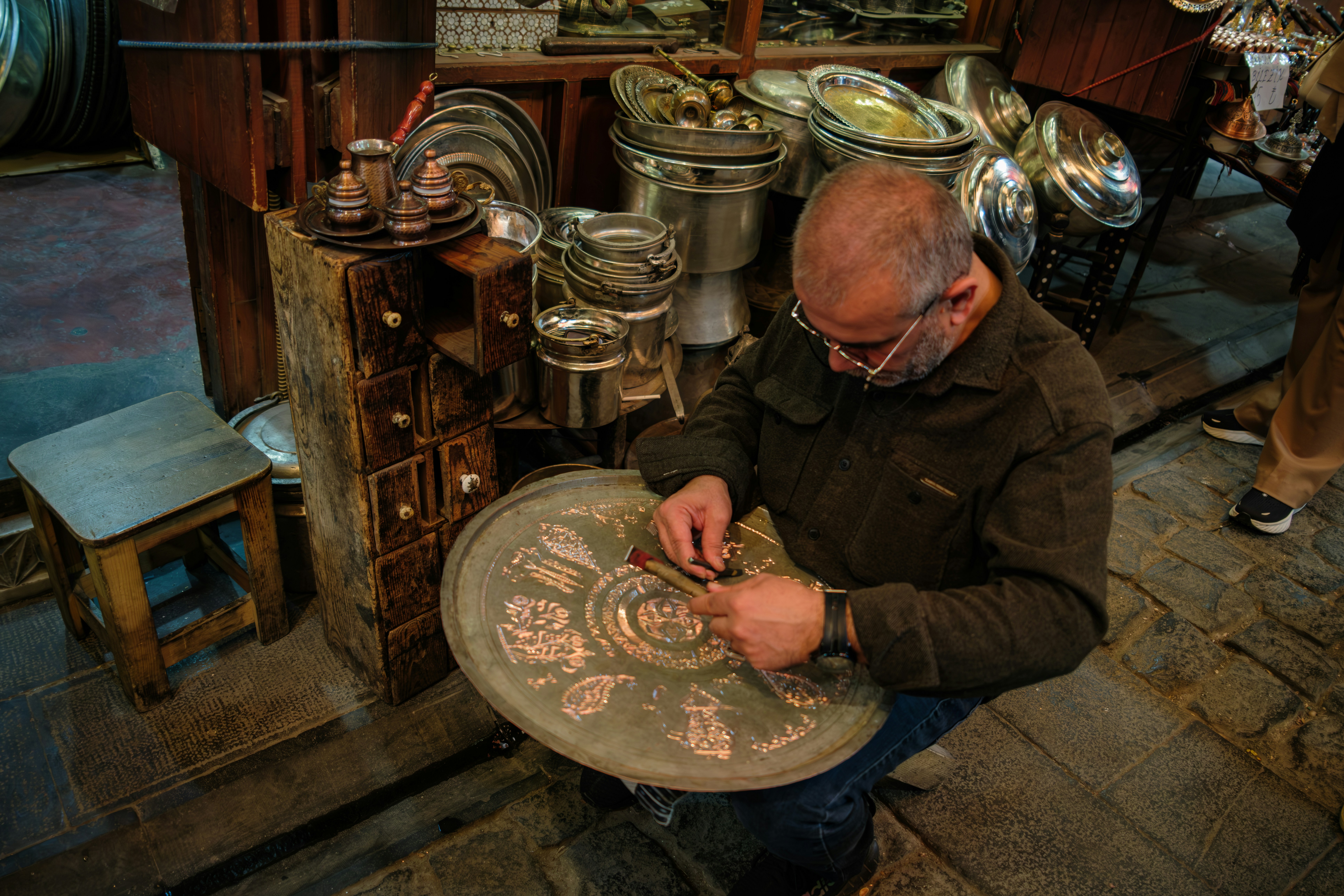 Craftsman at the Round Table: Etchings on a Shimmering Disk