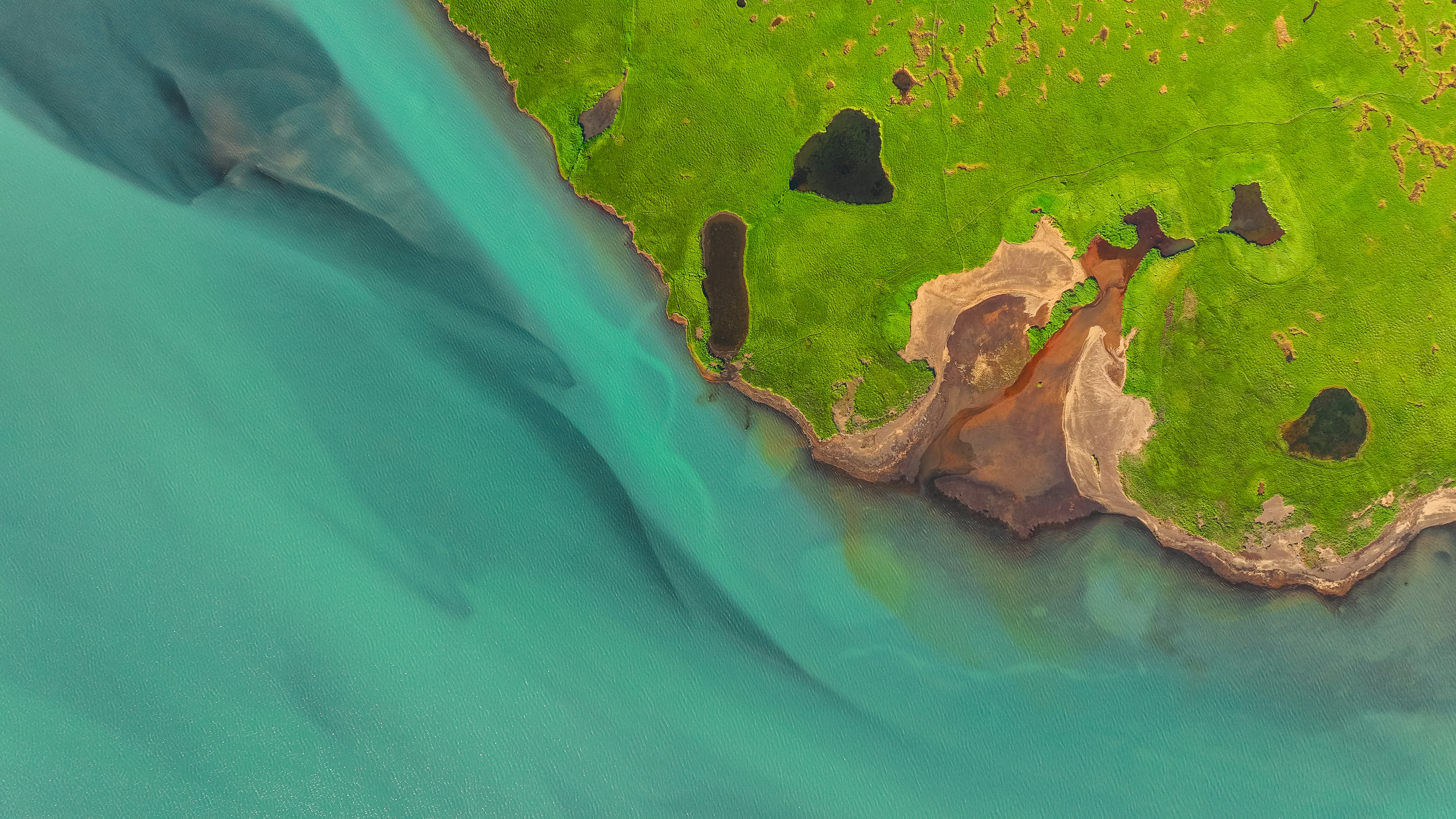 Turquoise Shoreline Convergence
