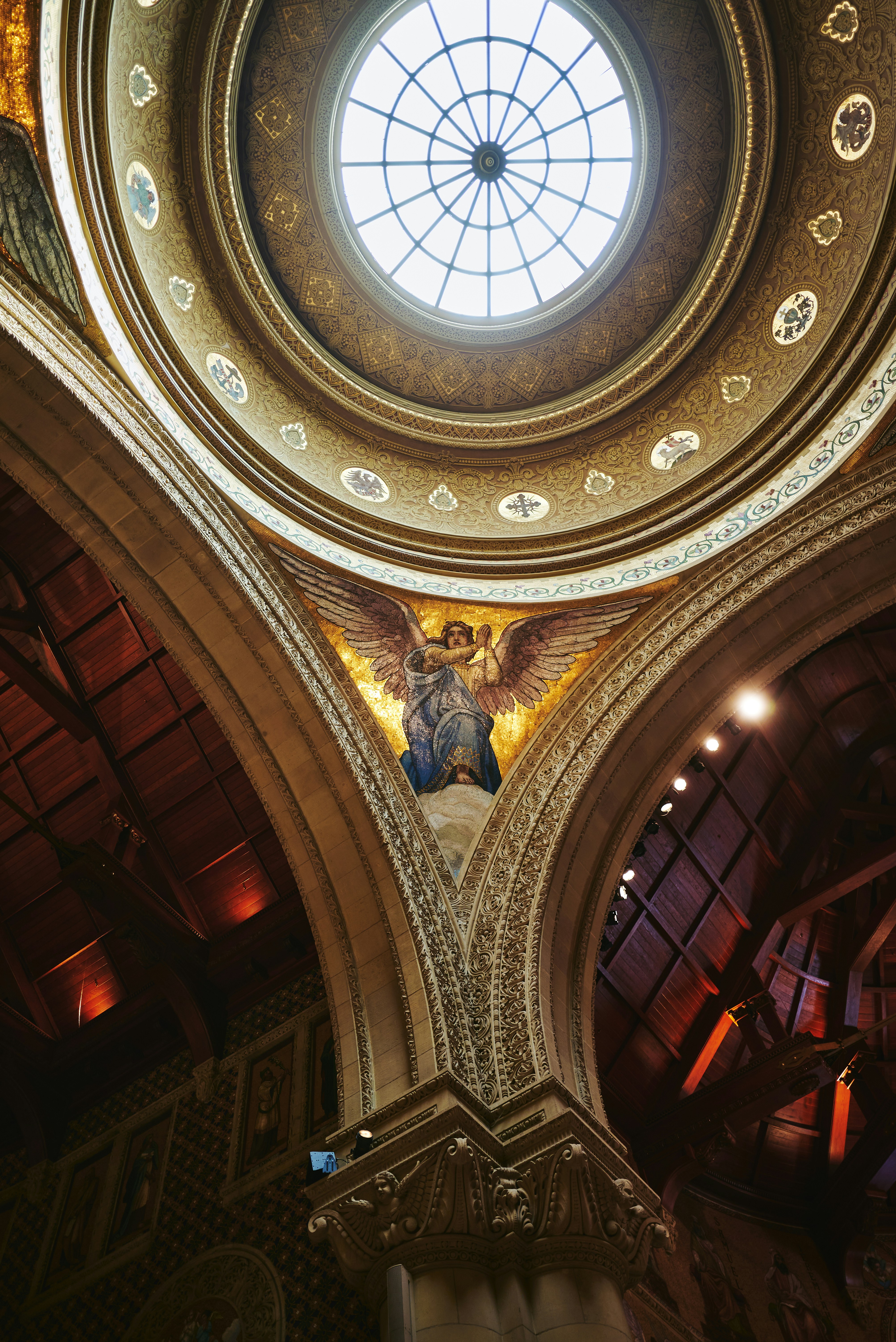 Vaulted Crown: Angelic Mosaic Under a Glass Lantern