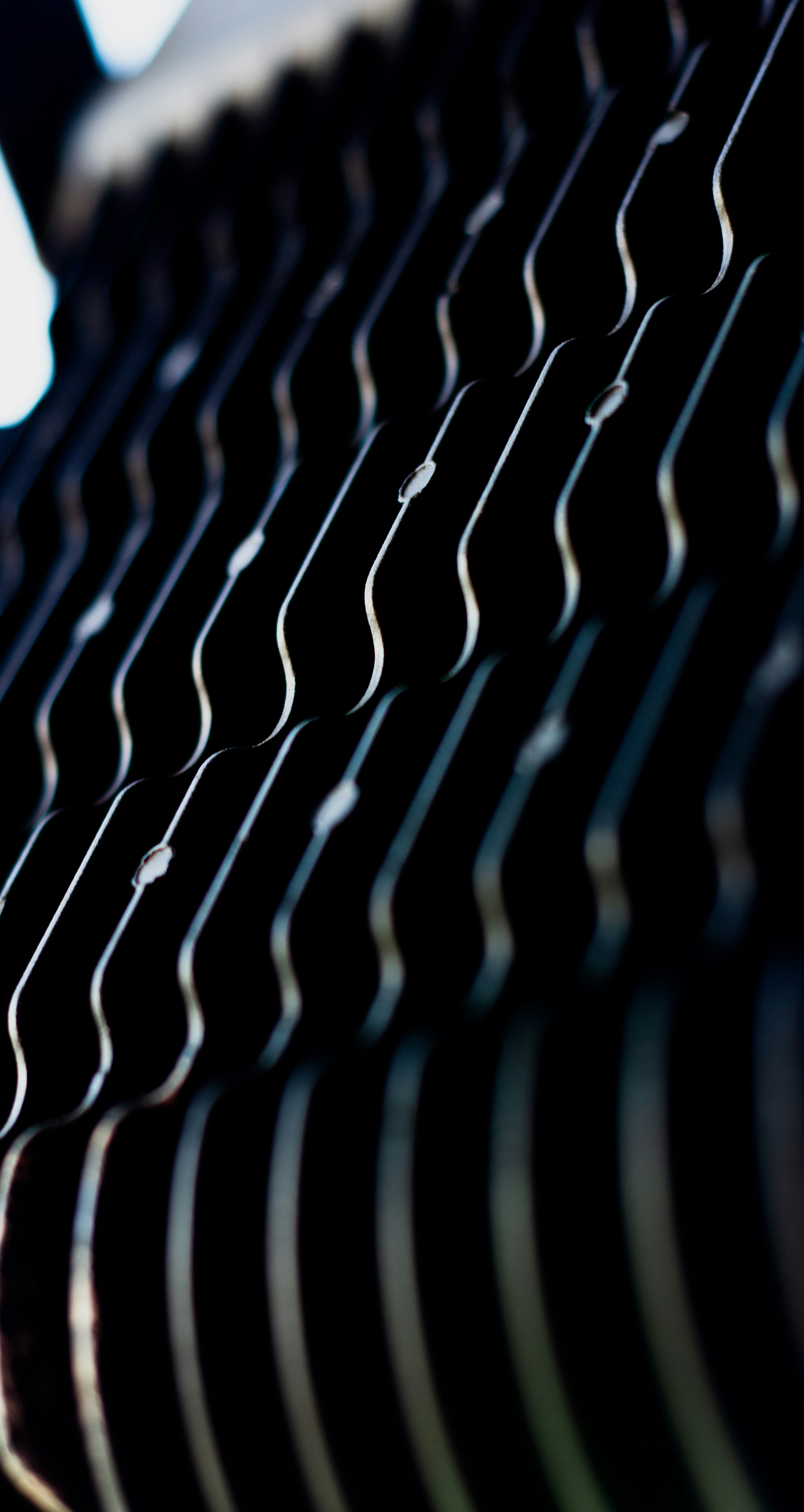 Wavy Mesh of Light and Shadow