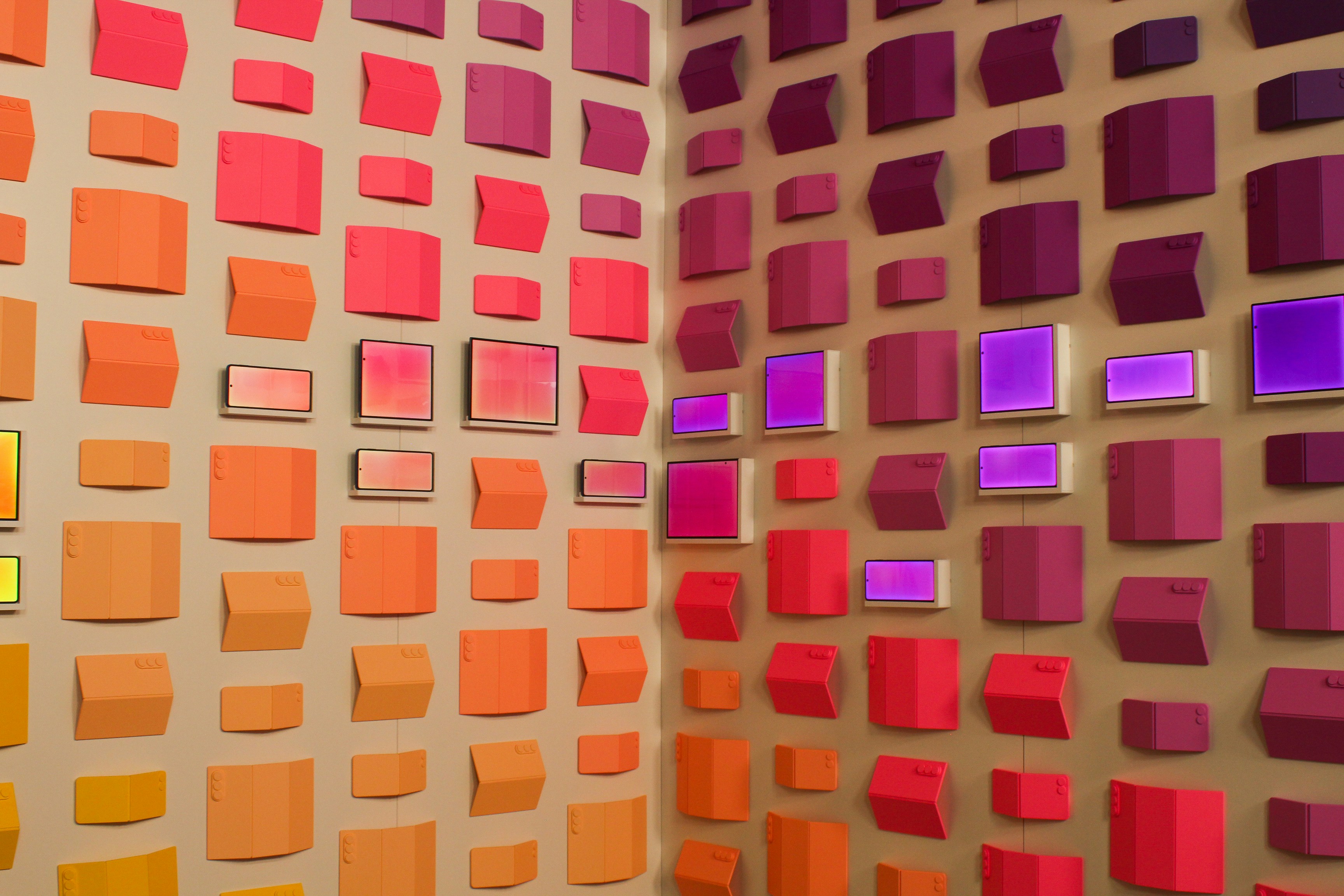 Spectrum in Square: A Dense Field of Colored Cubes