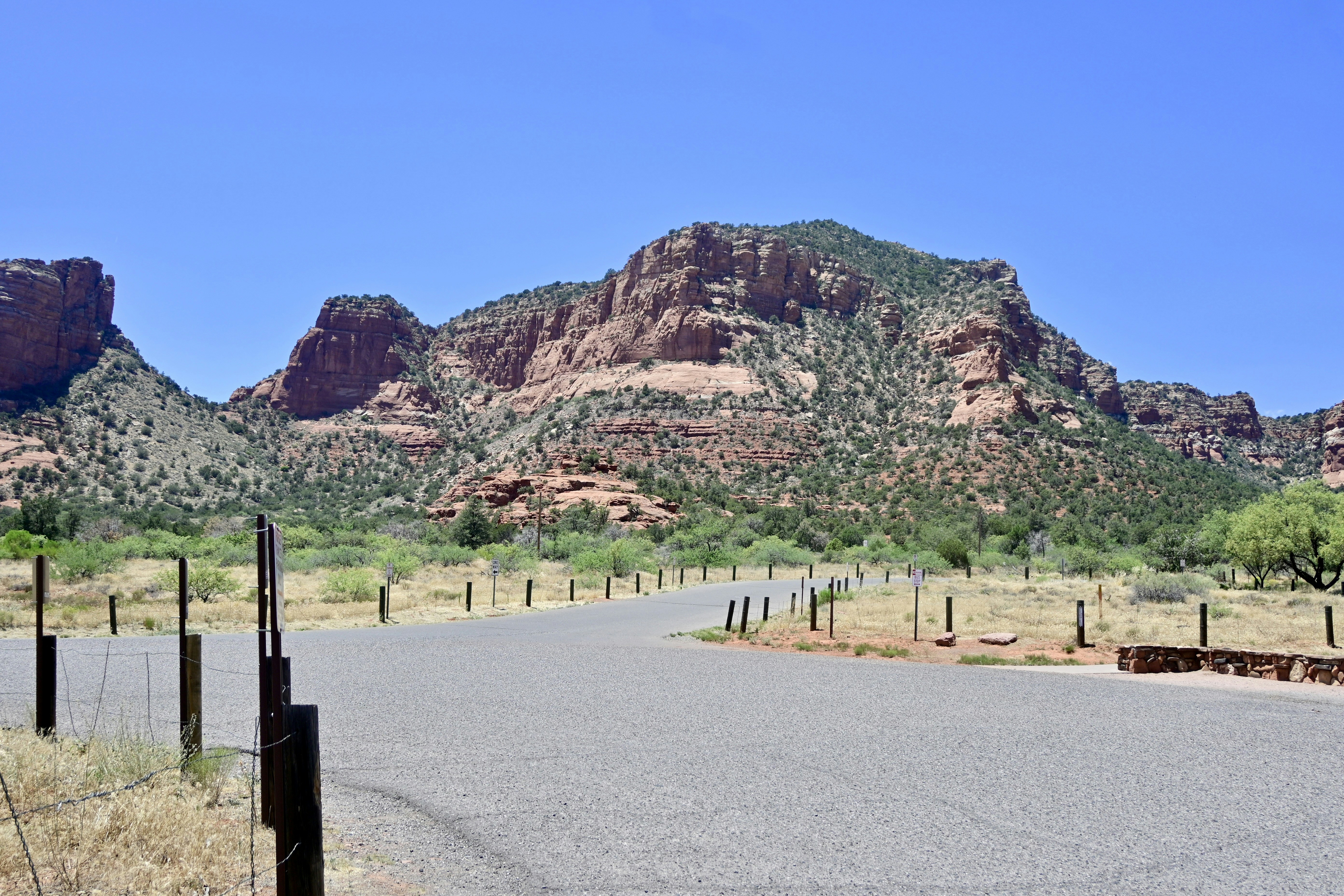 Desert Road to Red Rock Promontories