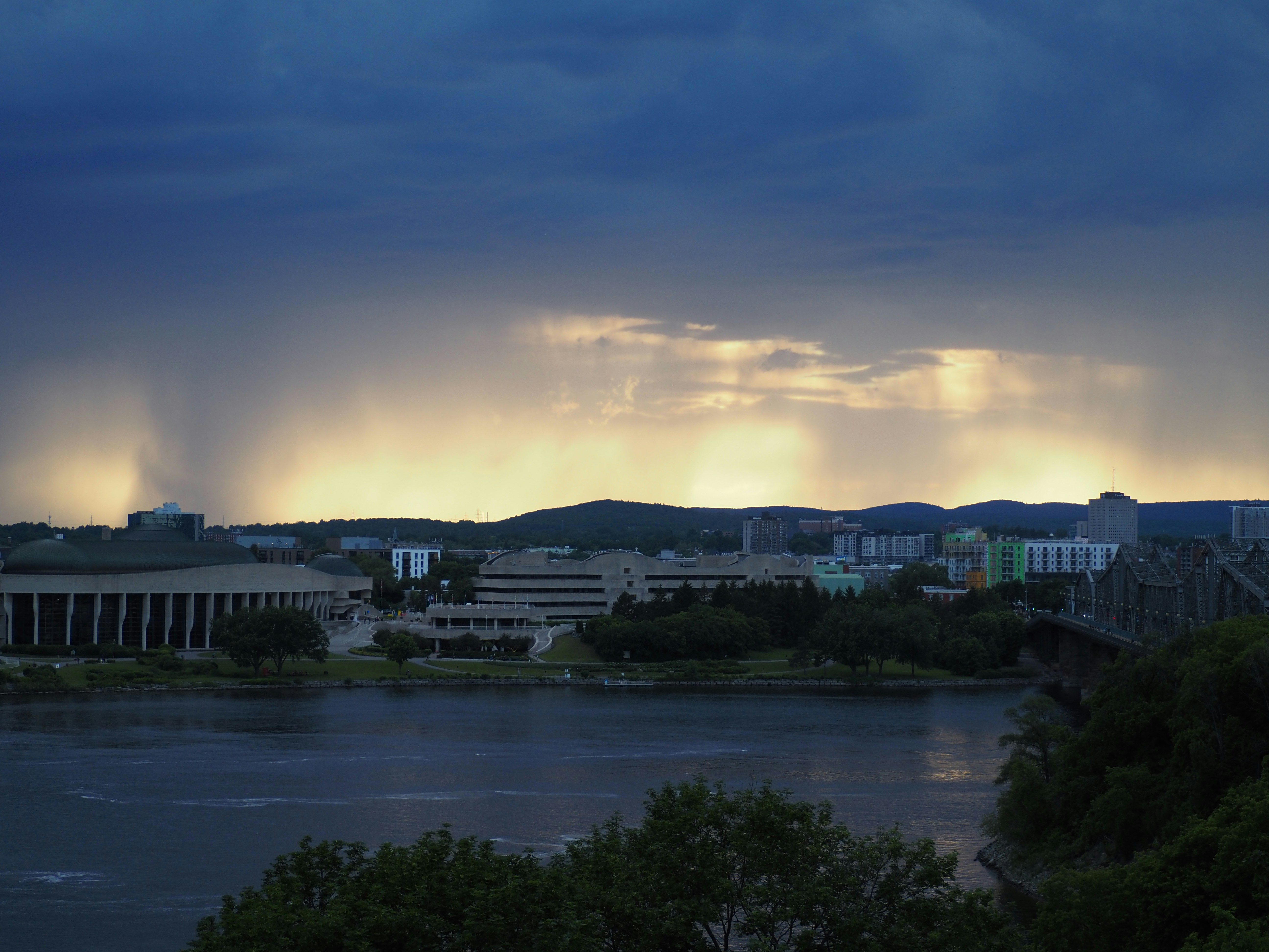 Golden Horizon Over the River City