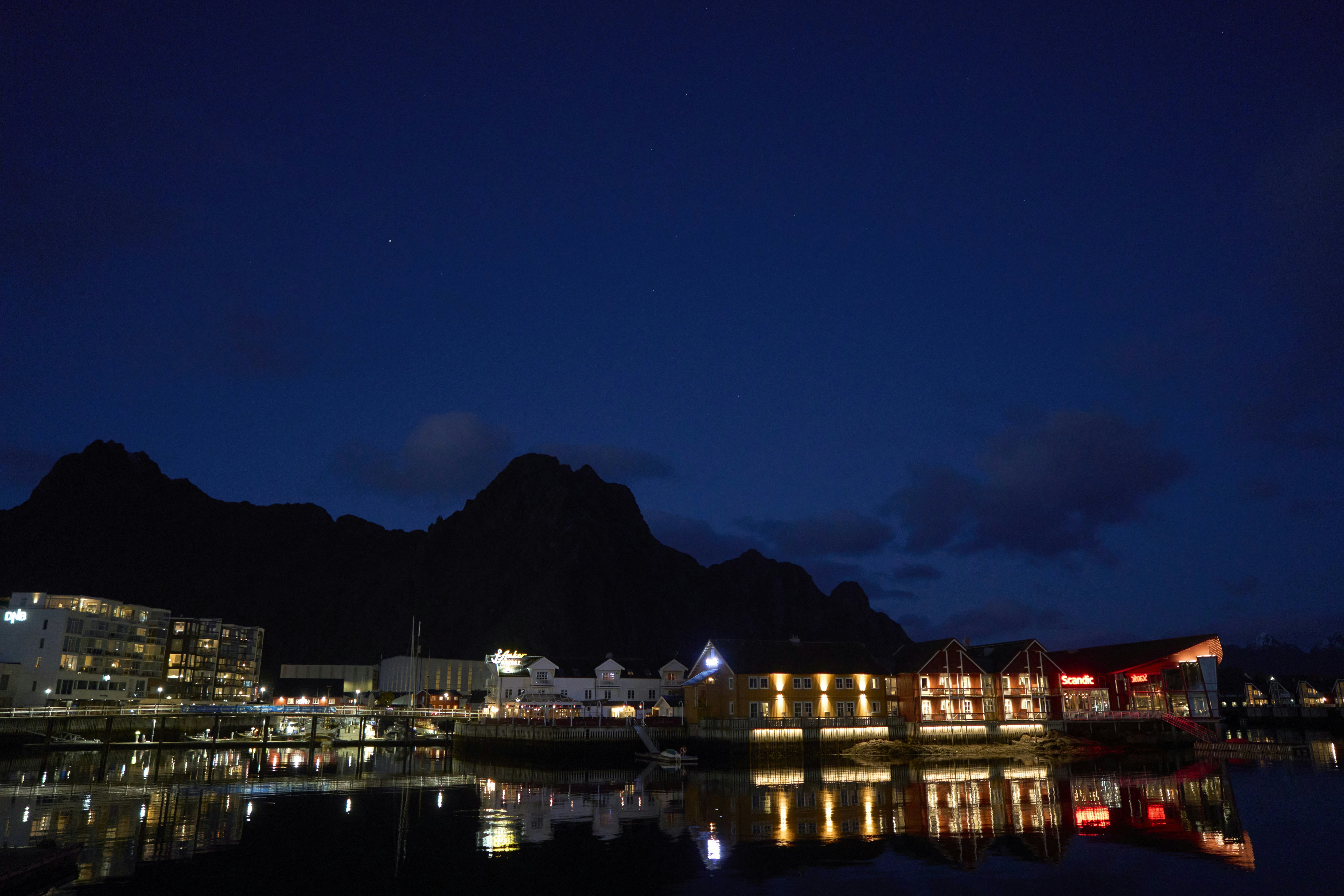 Harbor Lights at Dusk: Quiet Reflections on a Nordic Waterfront