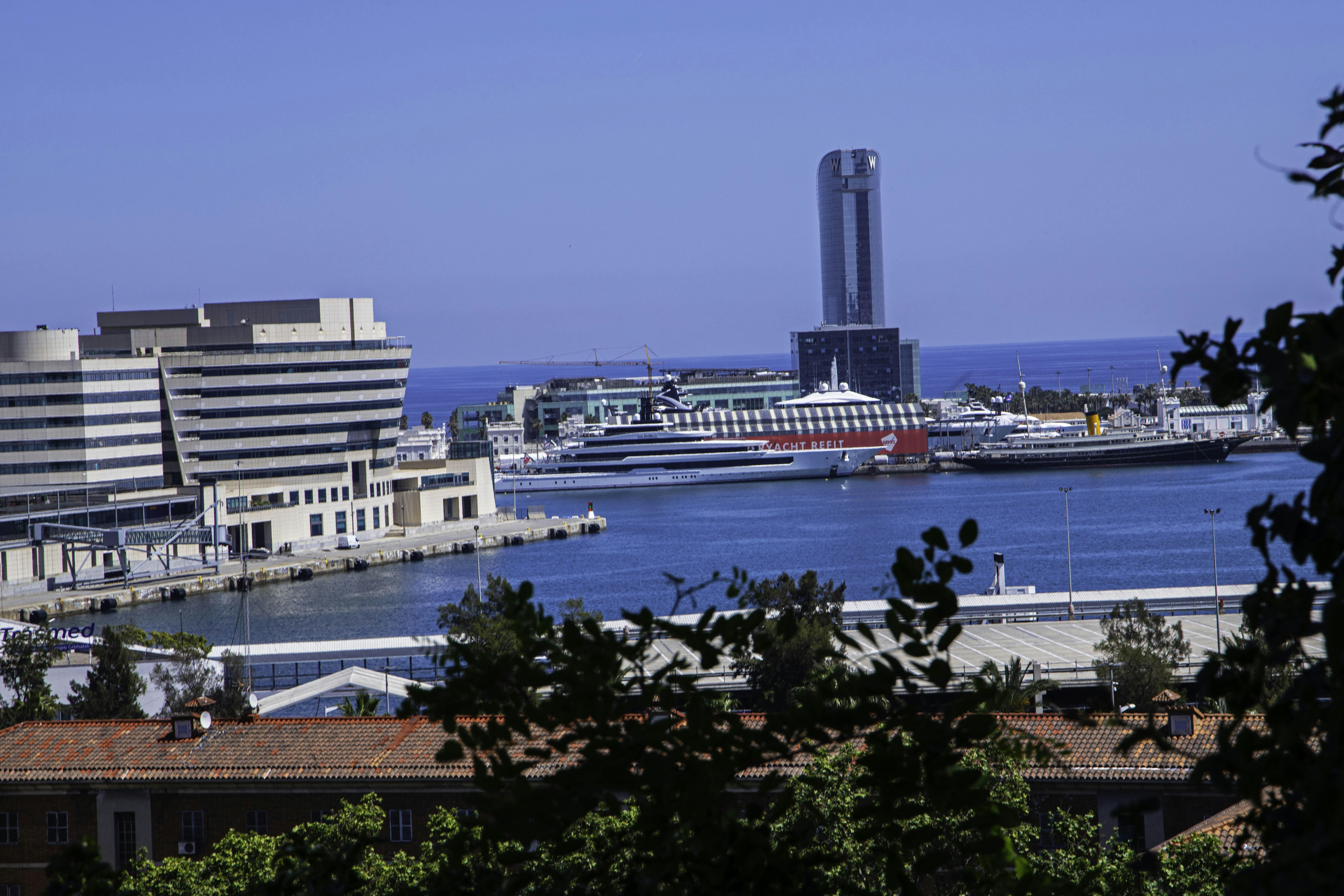 Marina Skyline: A Coastal City Between Brick Rooftops and Sea Spires