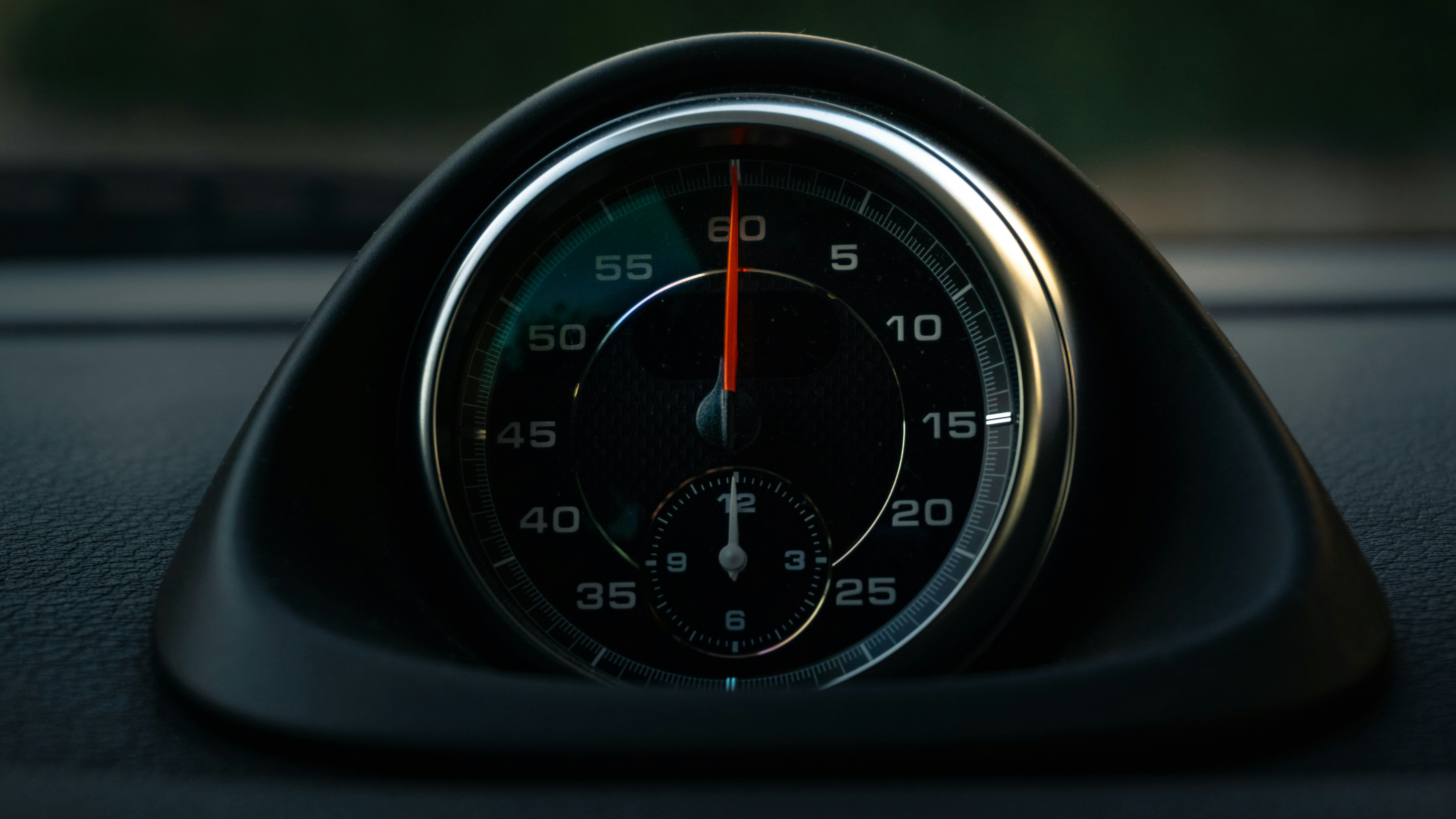 Precision in Focus: The Tachometer’s Central Pulse