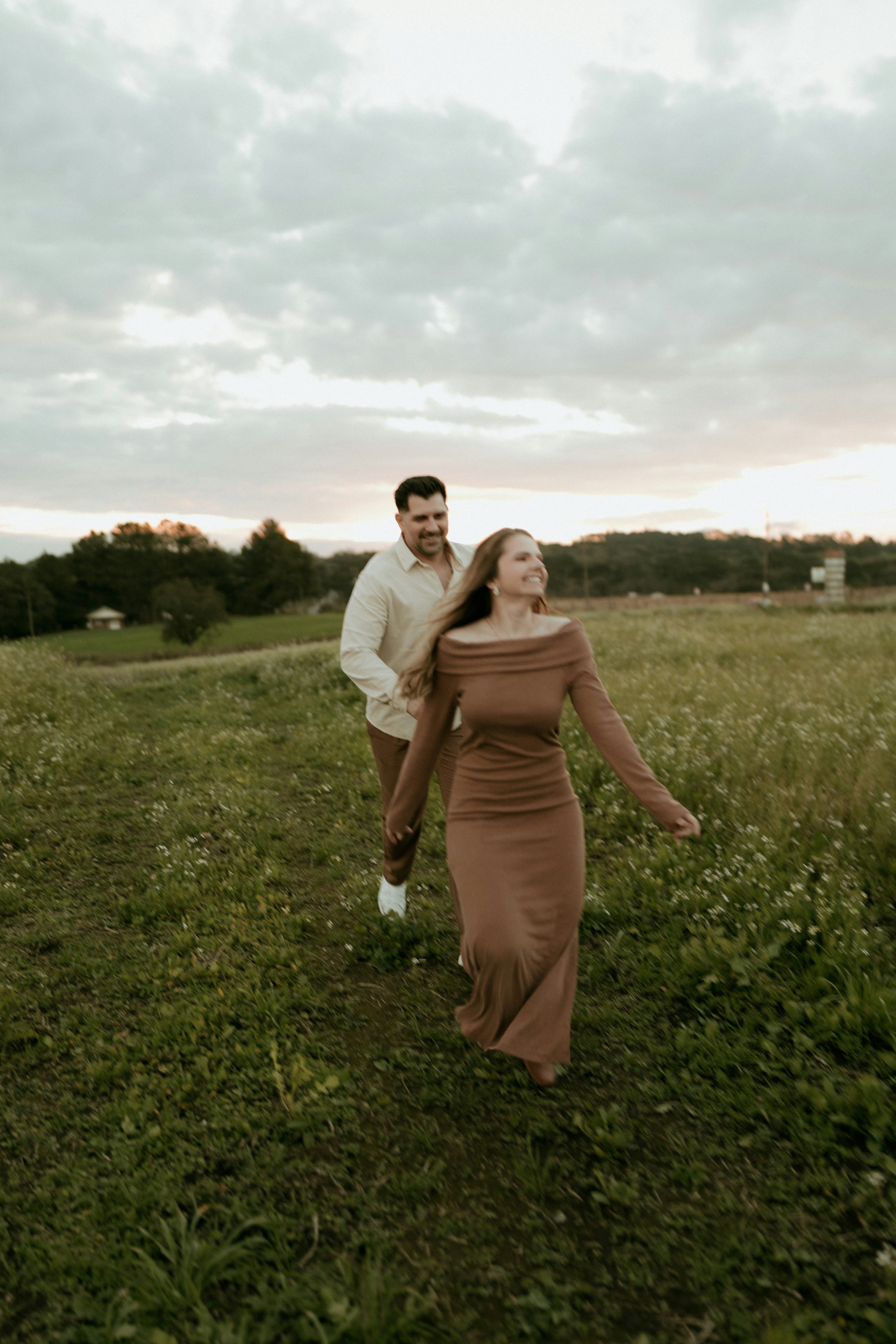 Toward the Warm Horizon: A Quiet Walk Through Wildflowers