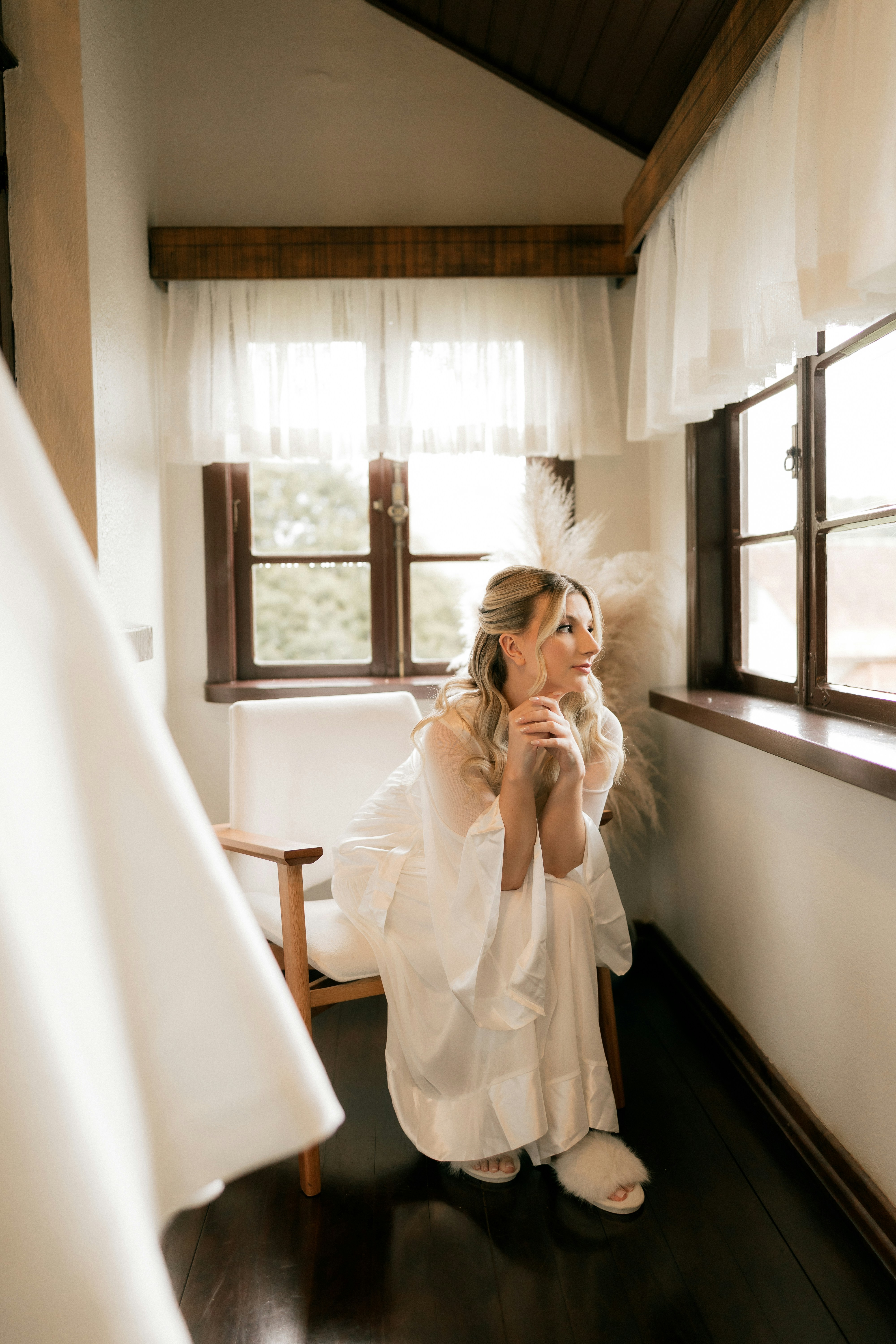 Soft Spotlight in a Windowed Retreat