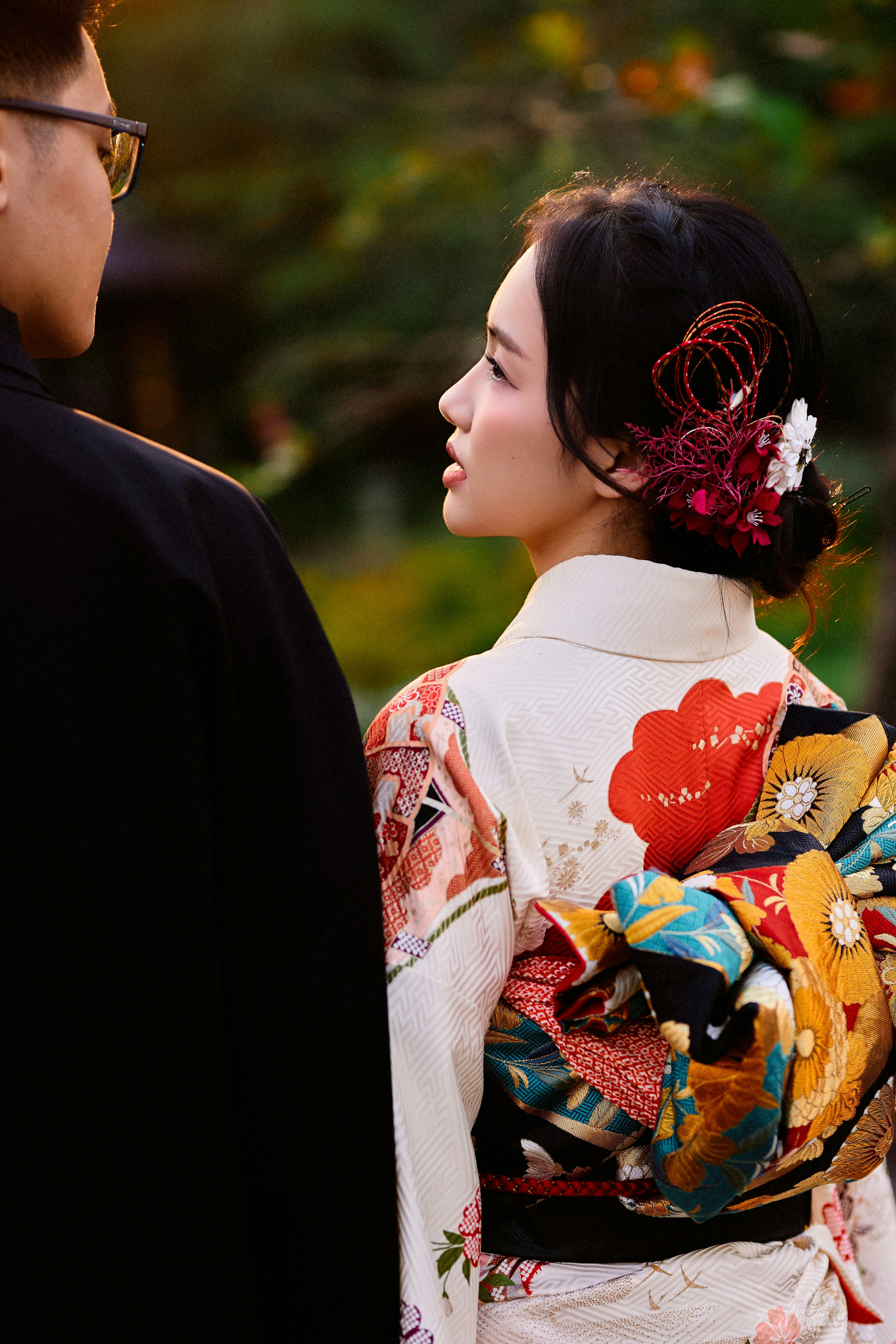 Portrait in Kimono: Quiet Grace beside a Returning Gaze