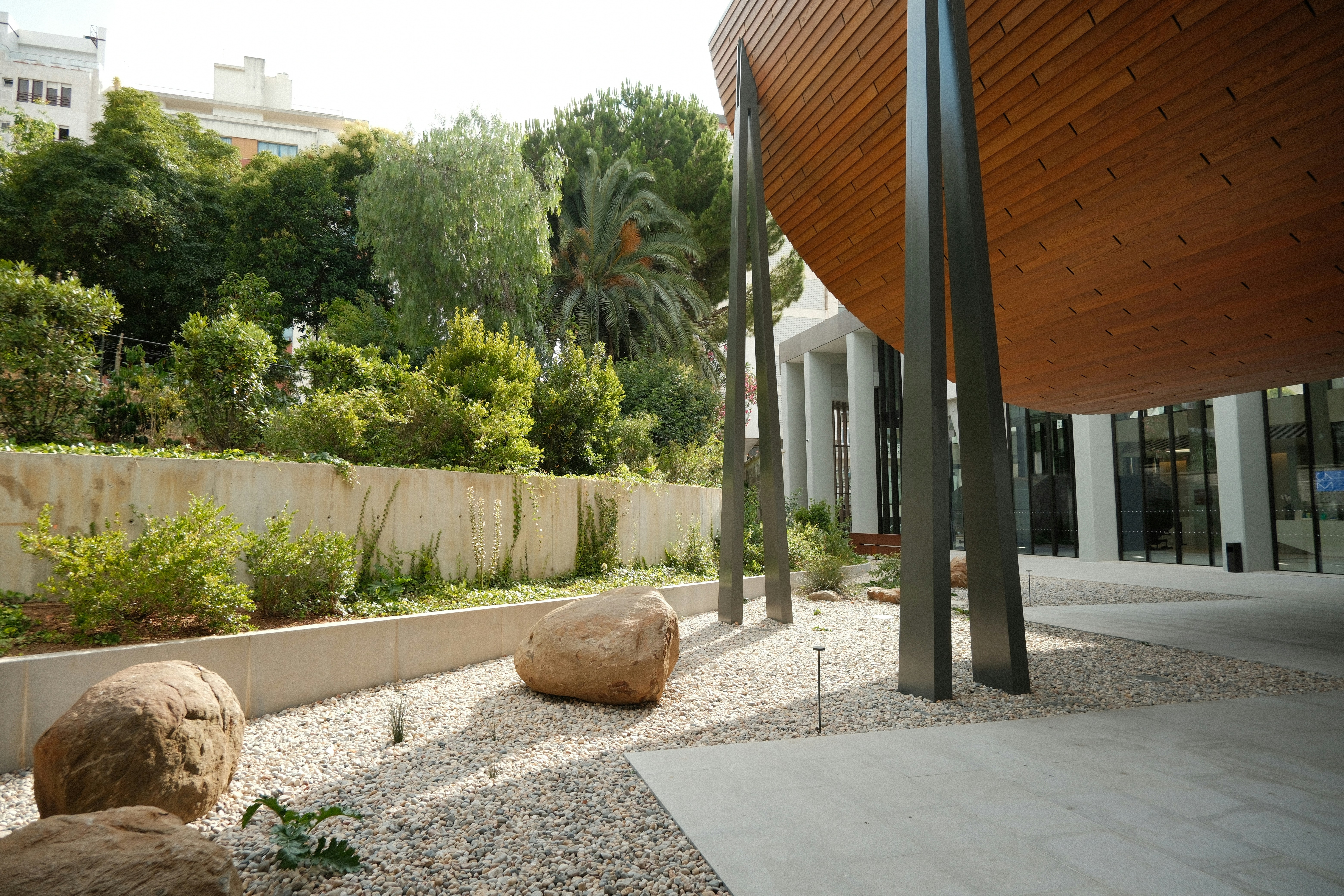 Courtyard Geometry: Modern Architecture Meets Earthy Landscape