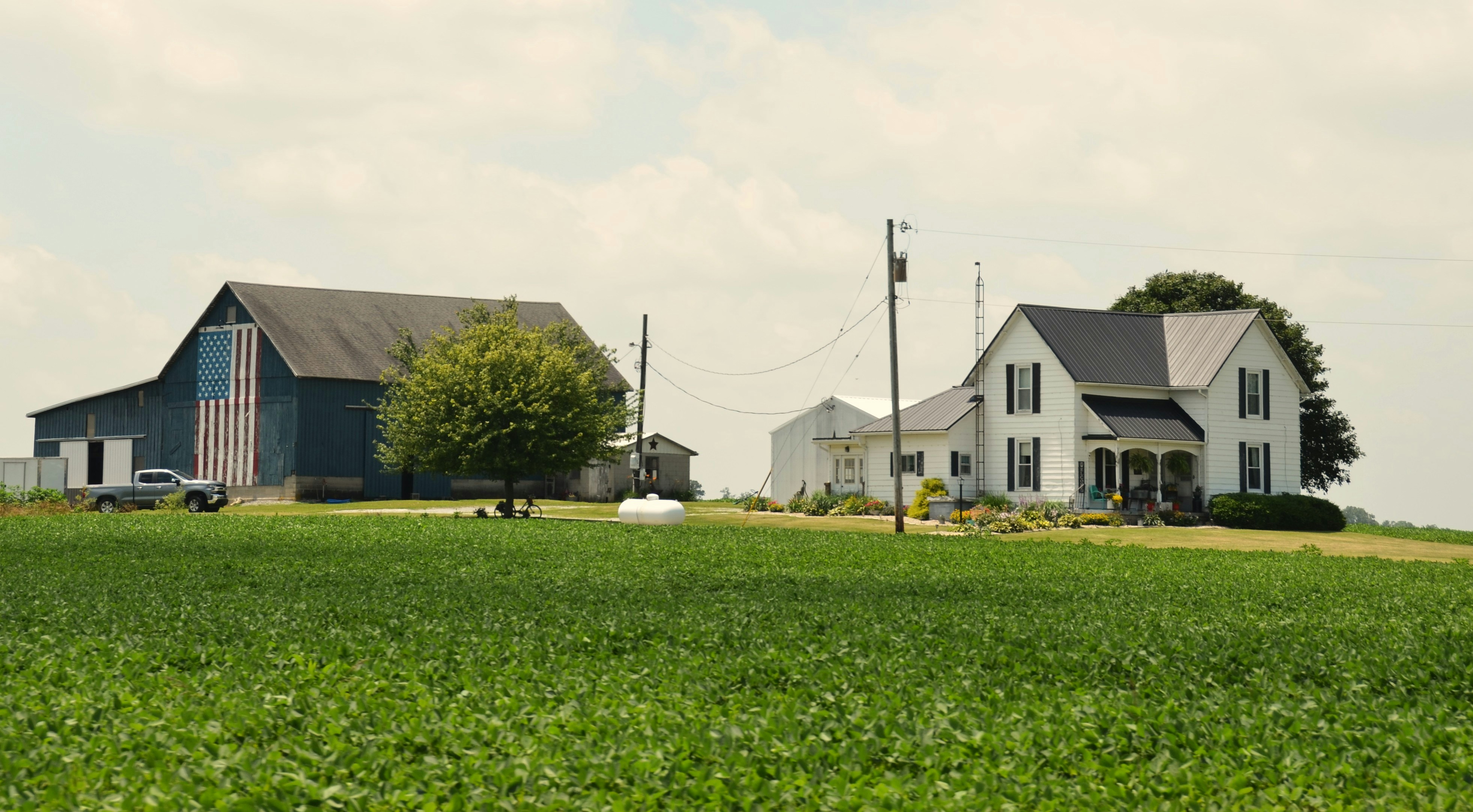 Quiet Farmstead Under Wide Sky