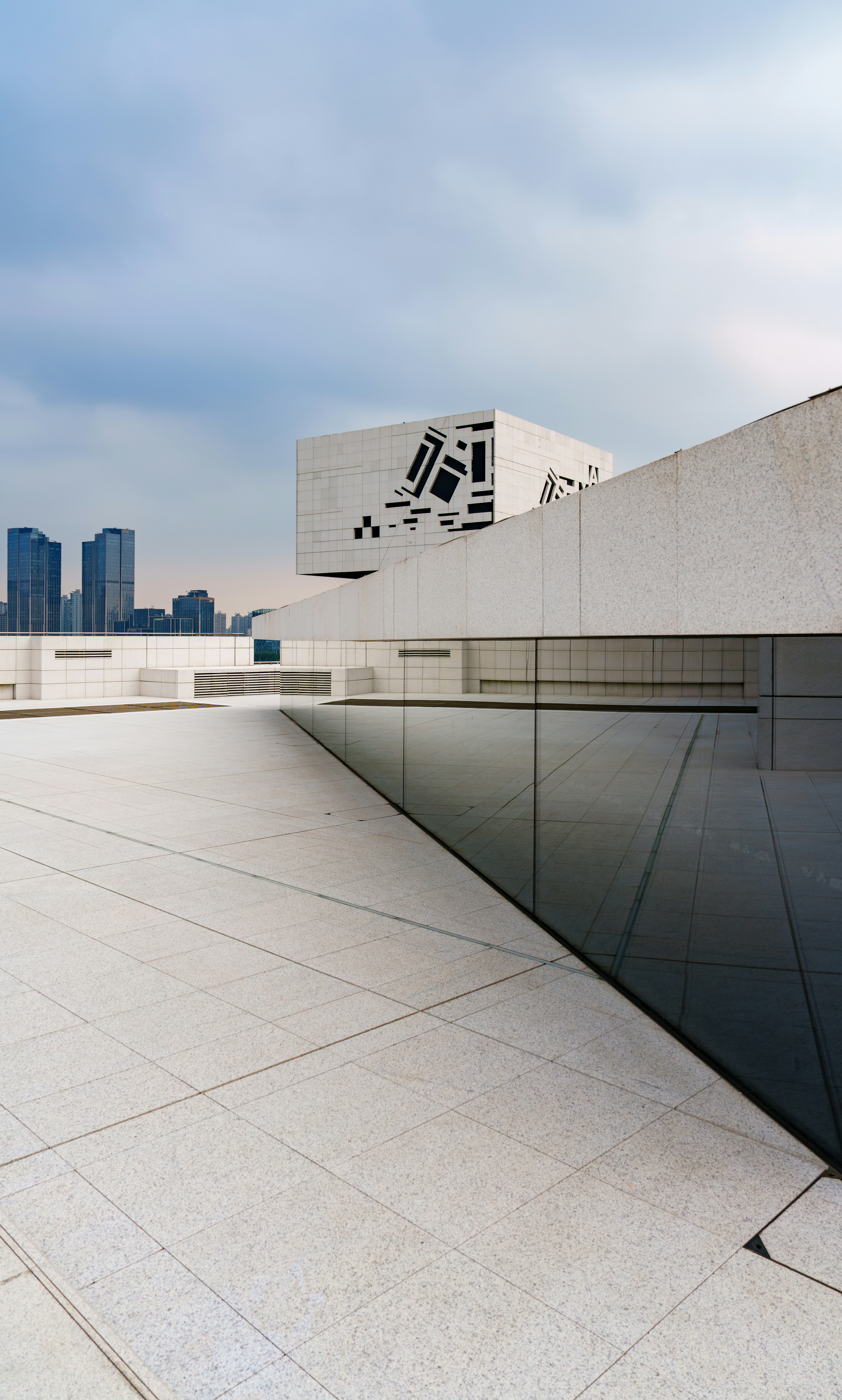 Edge of Silence: Minimalist Geometry Over a Quiet Concrete Terrace