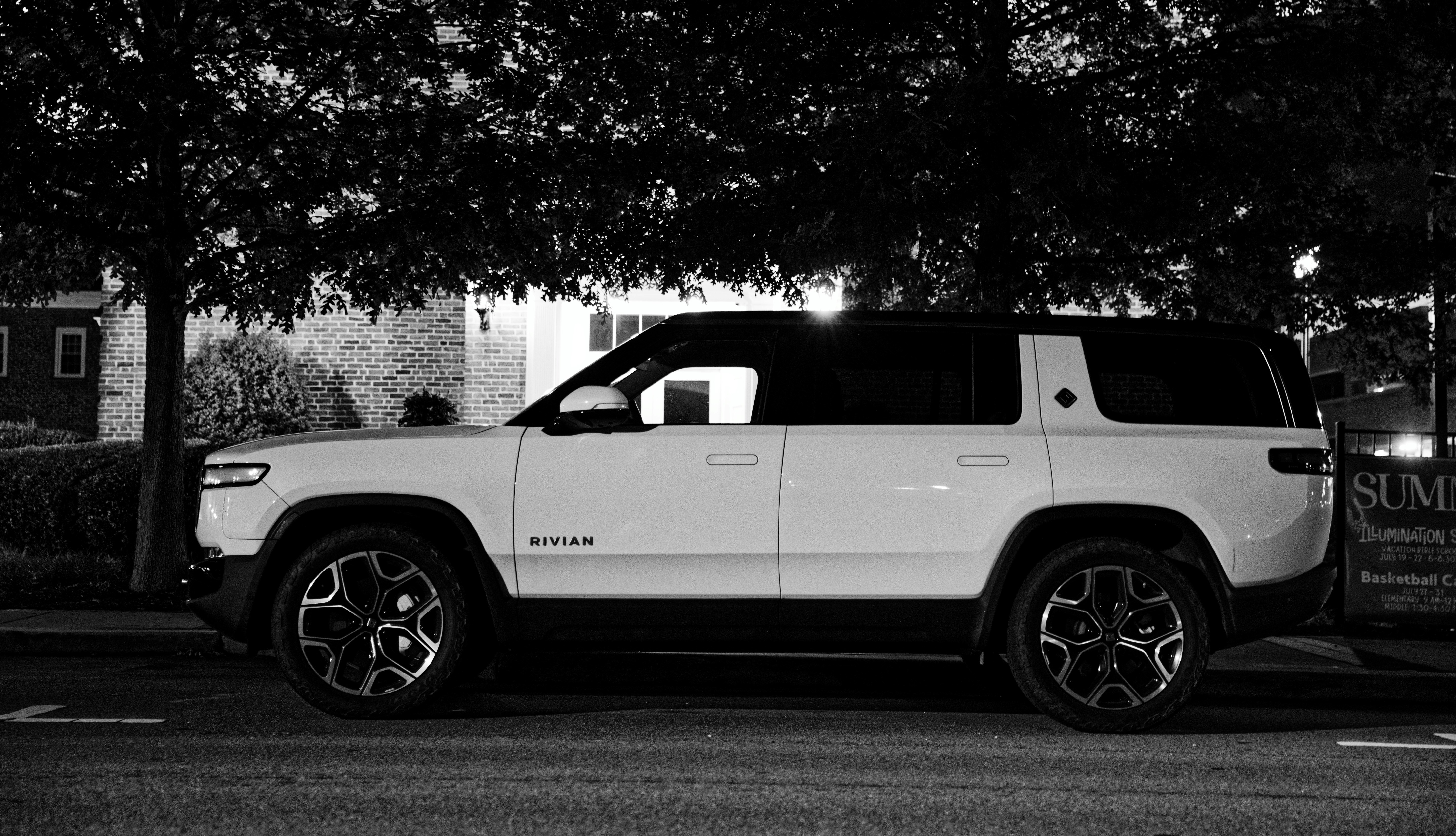 Stalled in the Spotlight: A Midnight Standoff with a White SUV