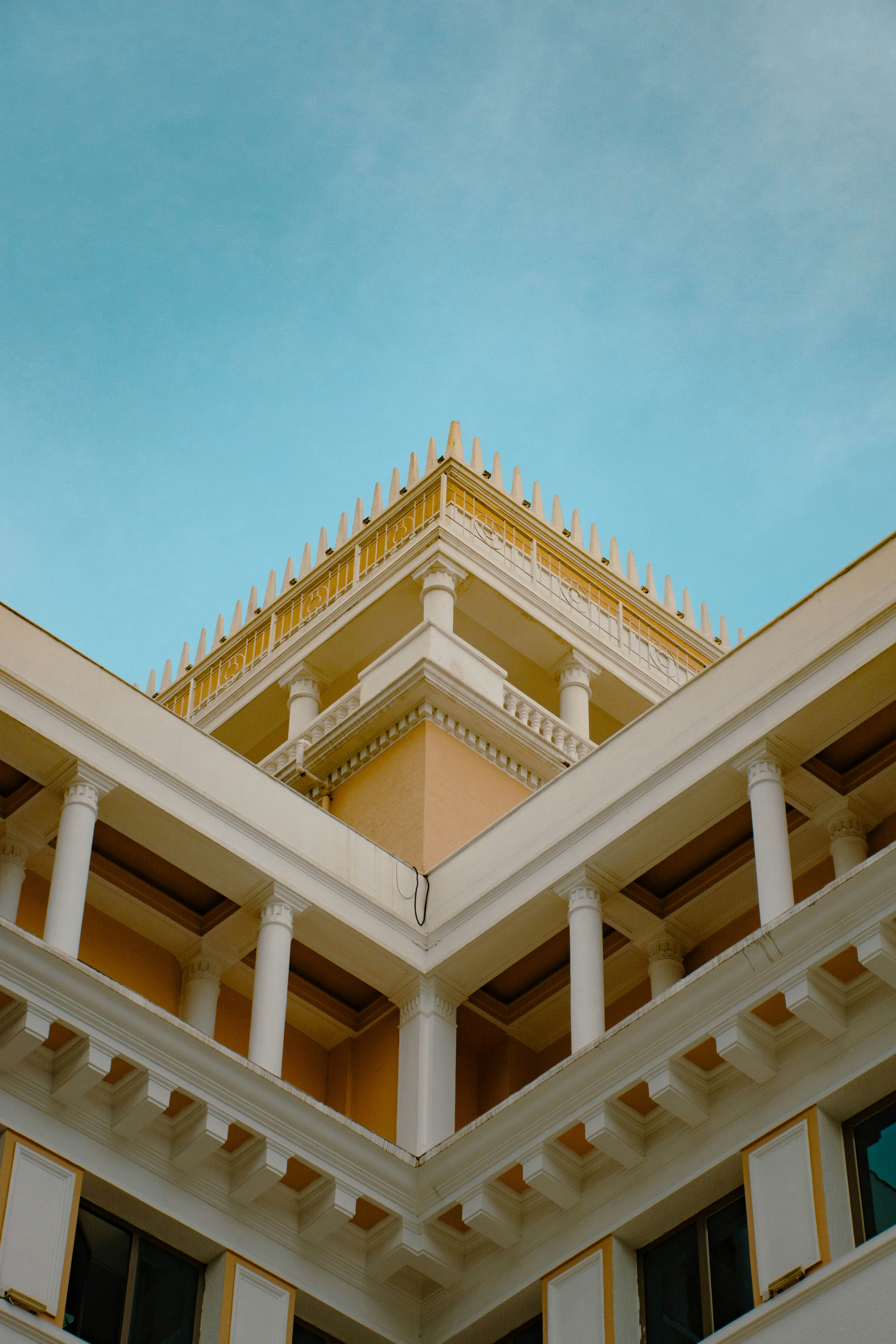 Architectural Crown: Framed Corners in Golden Light