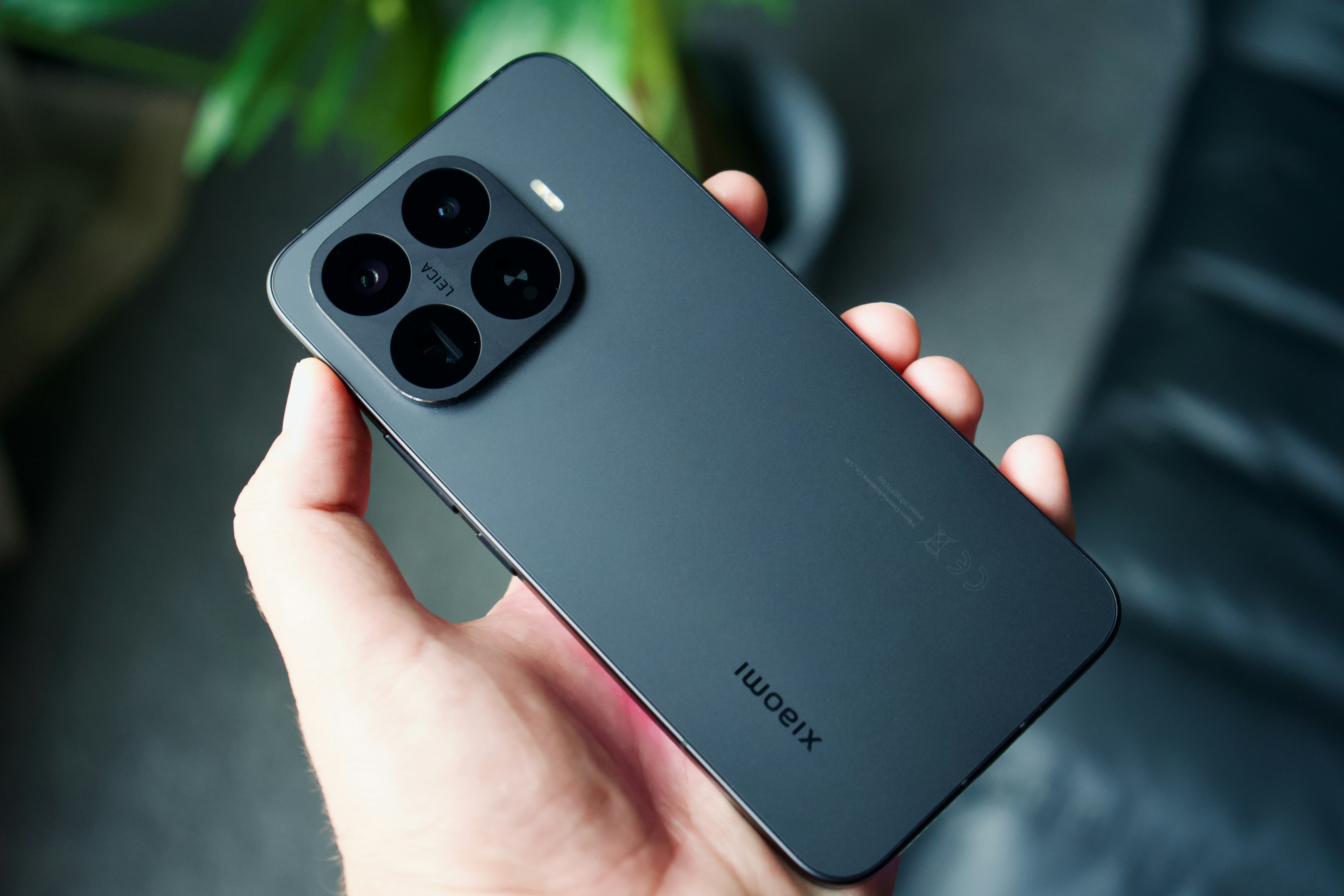 Matte Midnight: A Handful of Tech in Focus