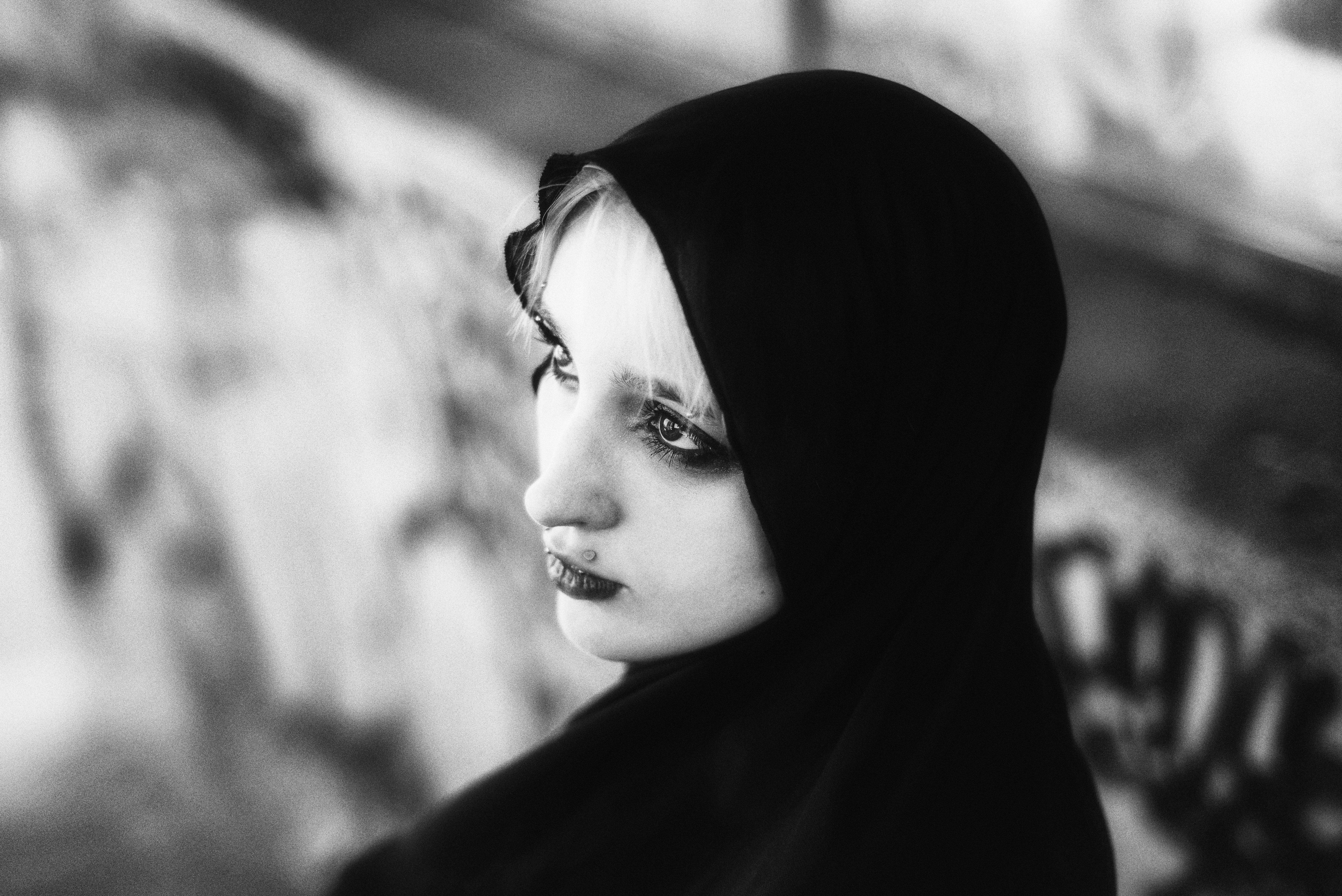 Veiled Gaze: A Quiet Portrait in Monochrome