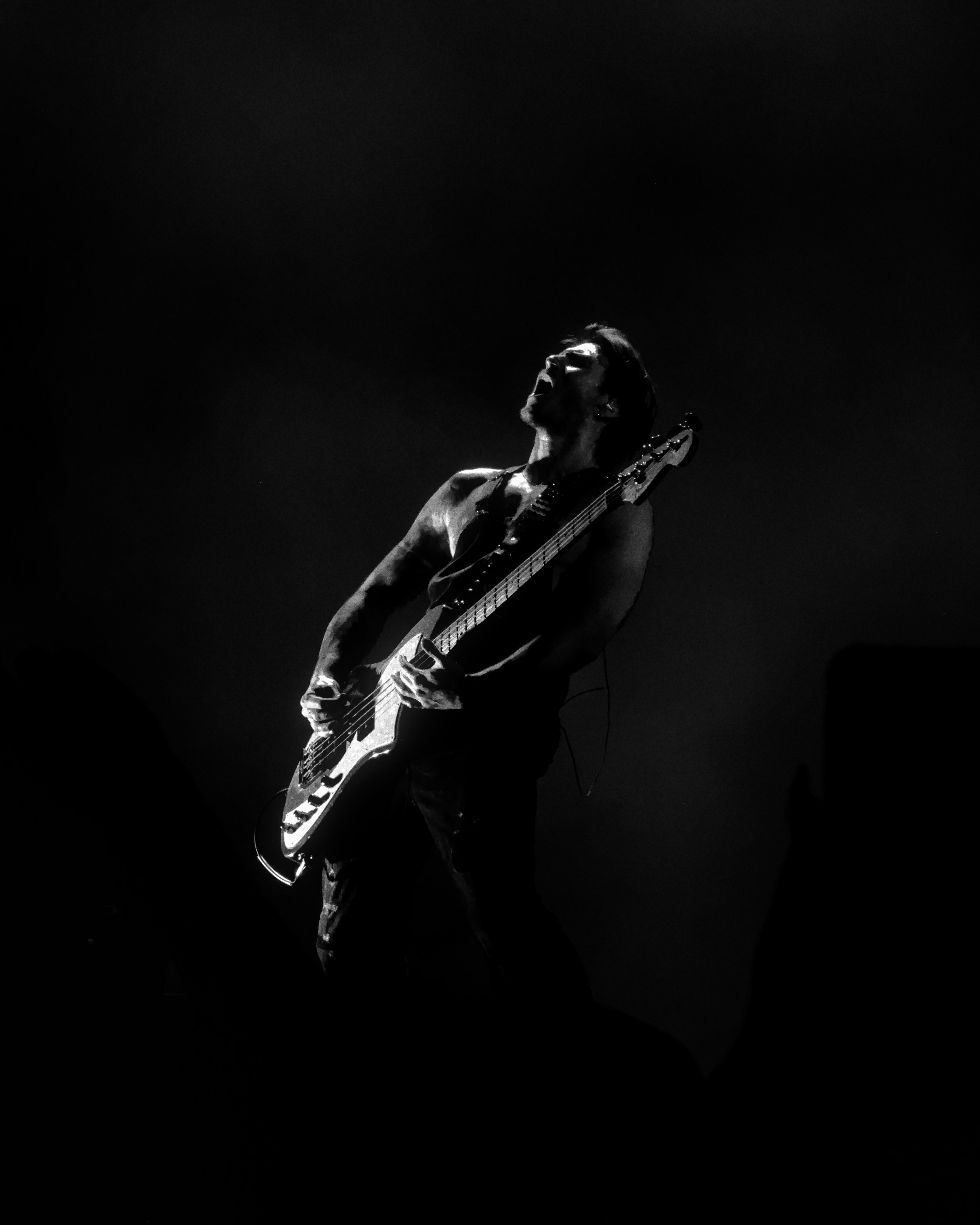 Midnight Riff: The Silent Serenade