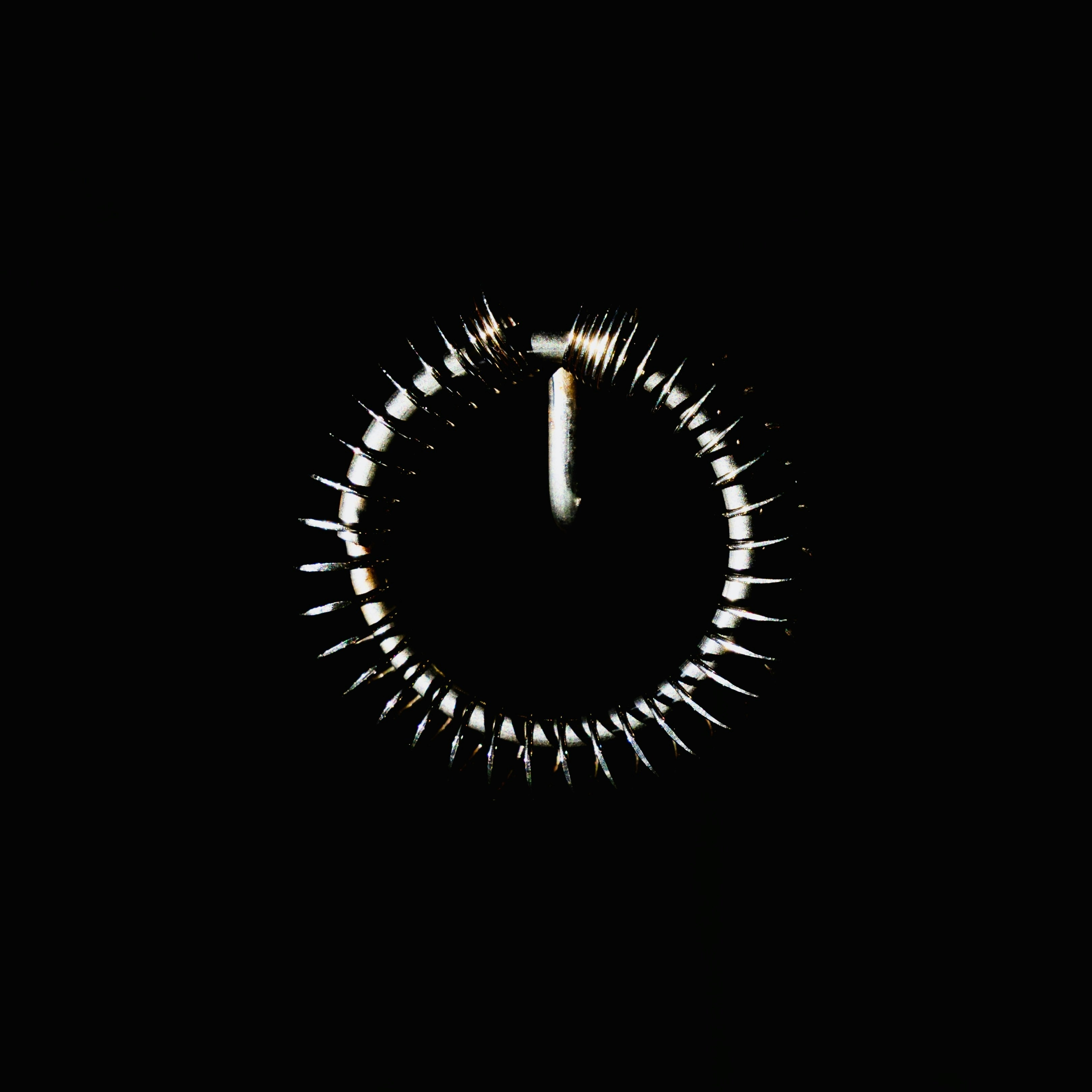 The Single Ring of Midnight Light