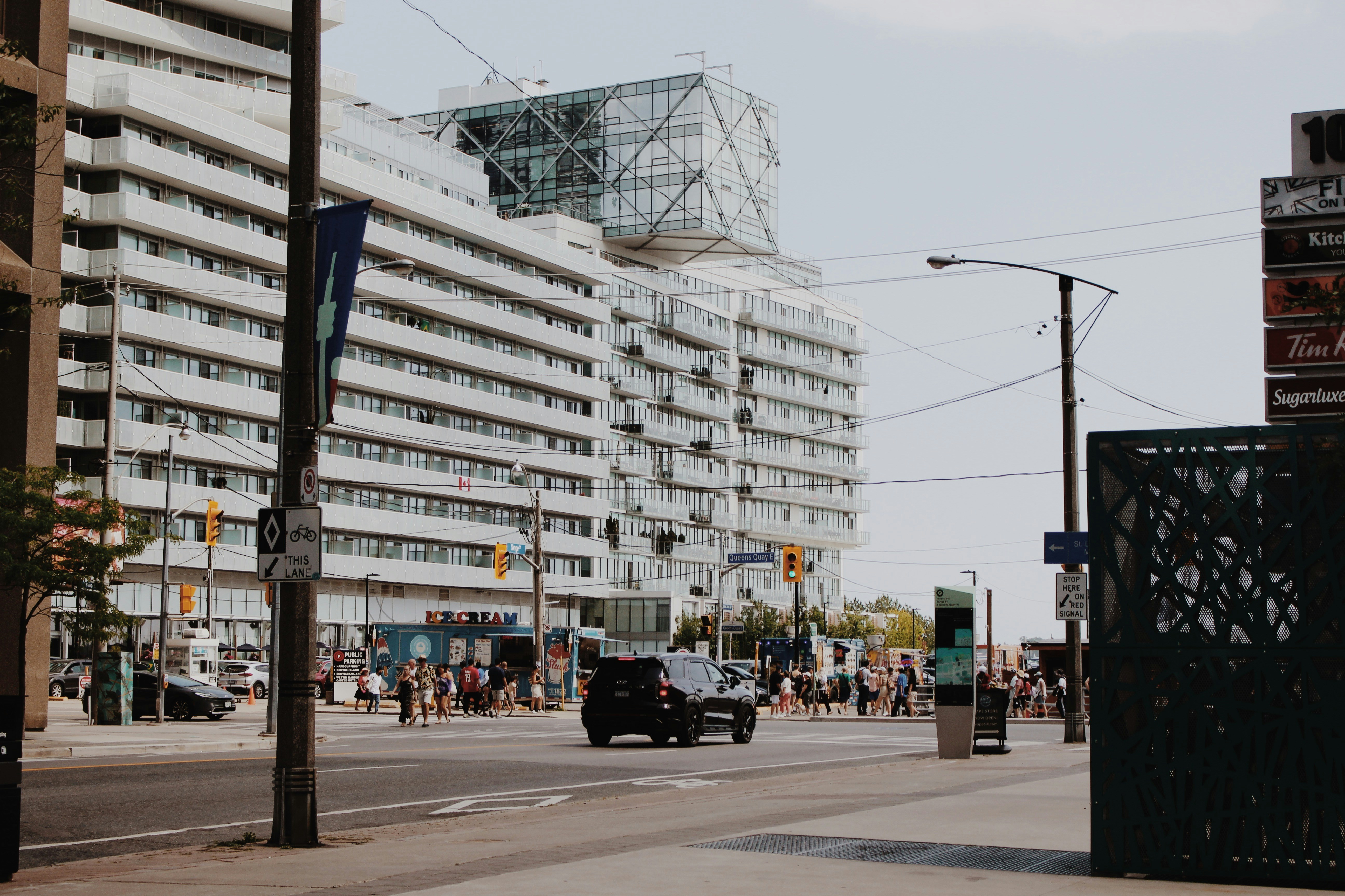Urban Crossroads: People, Cars, and Geometry in Motion