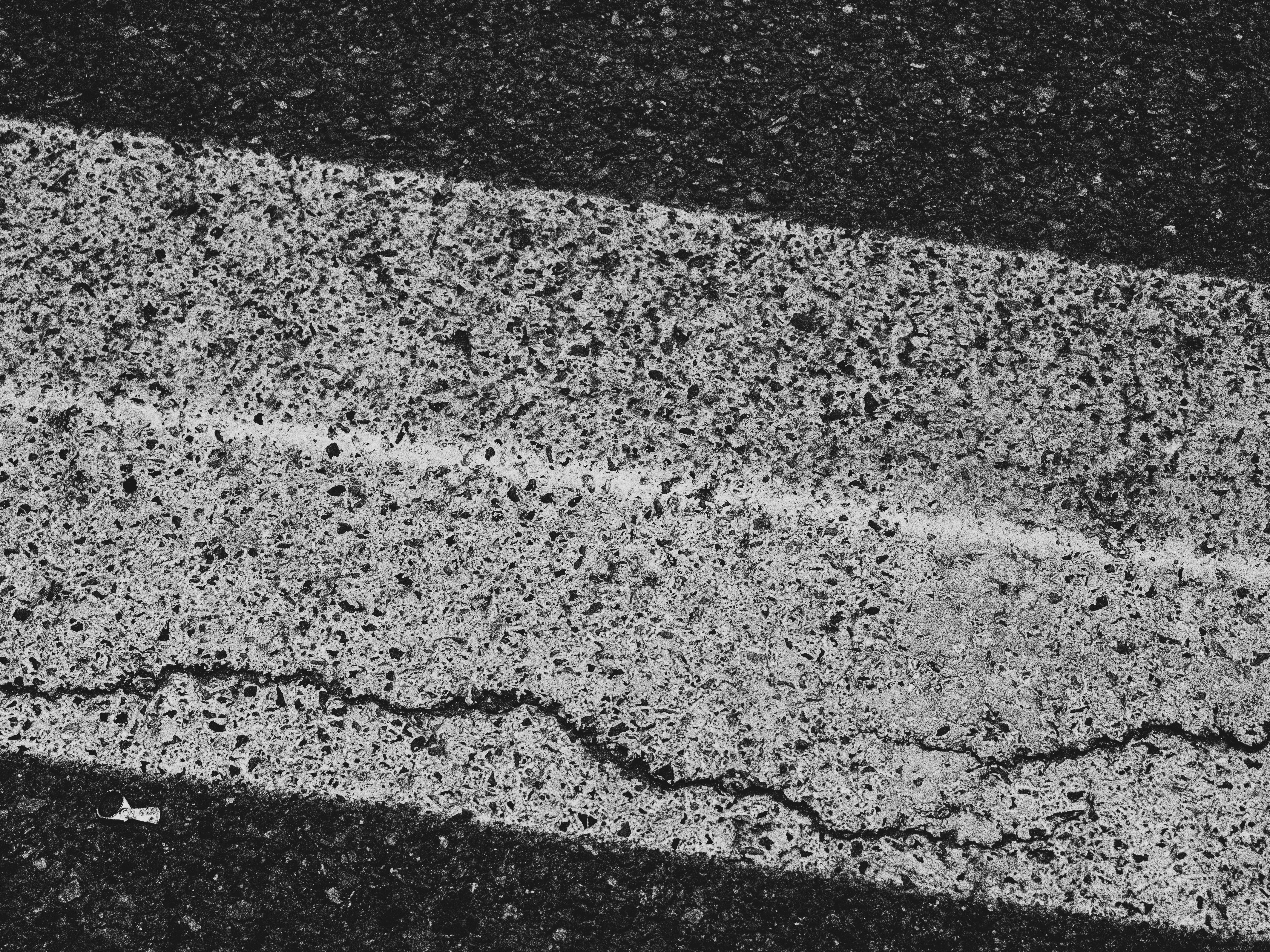 Crackling Line: A Concrete Study in Texture and Light