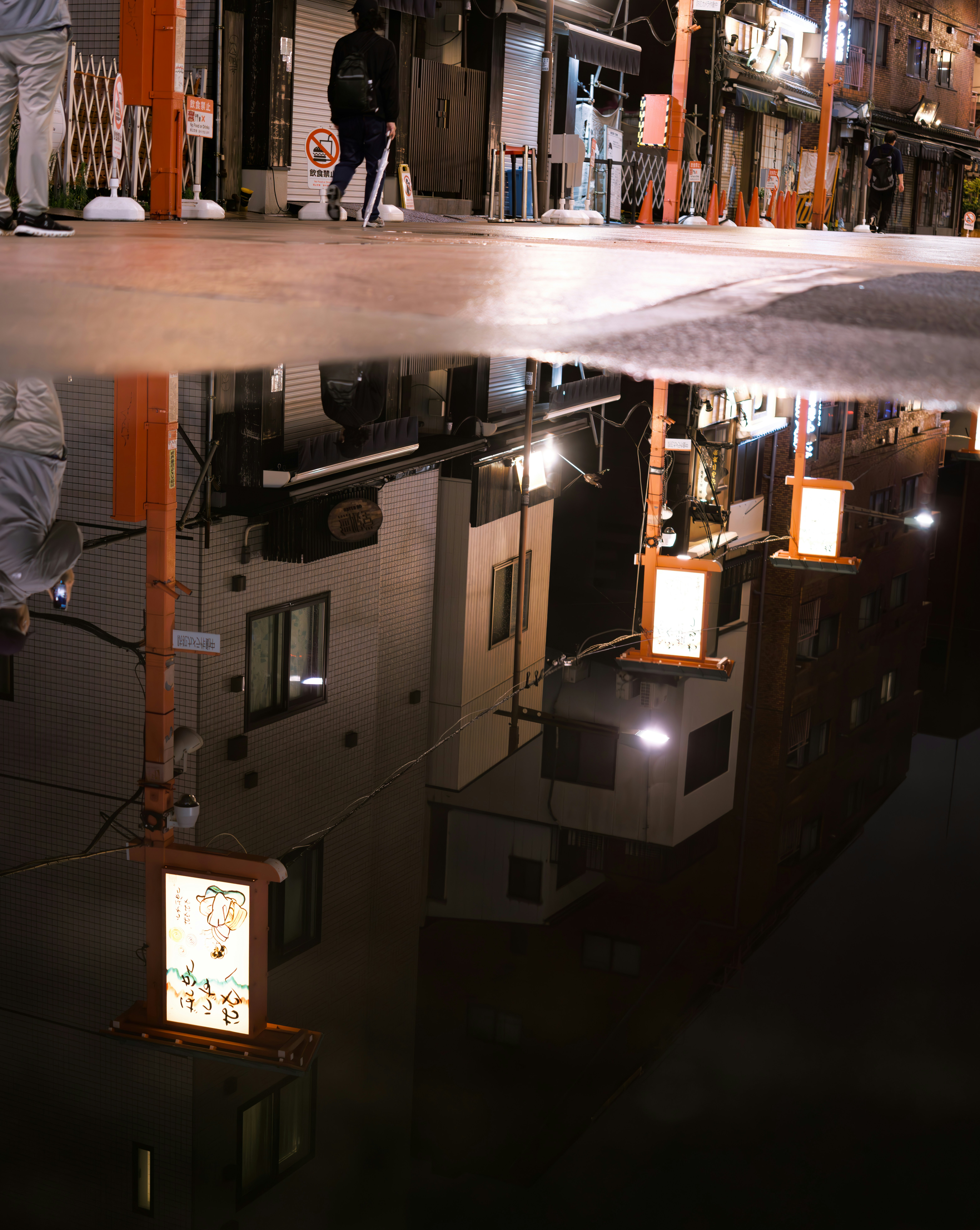 Nighttime Alley Reflections: Neon Lanterns and Quiet Streets