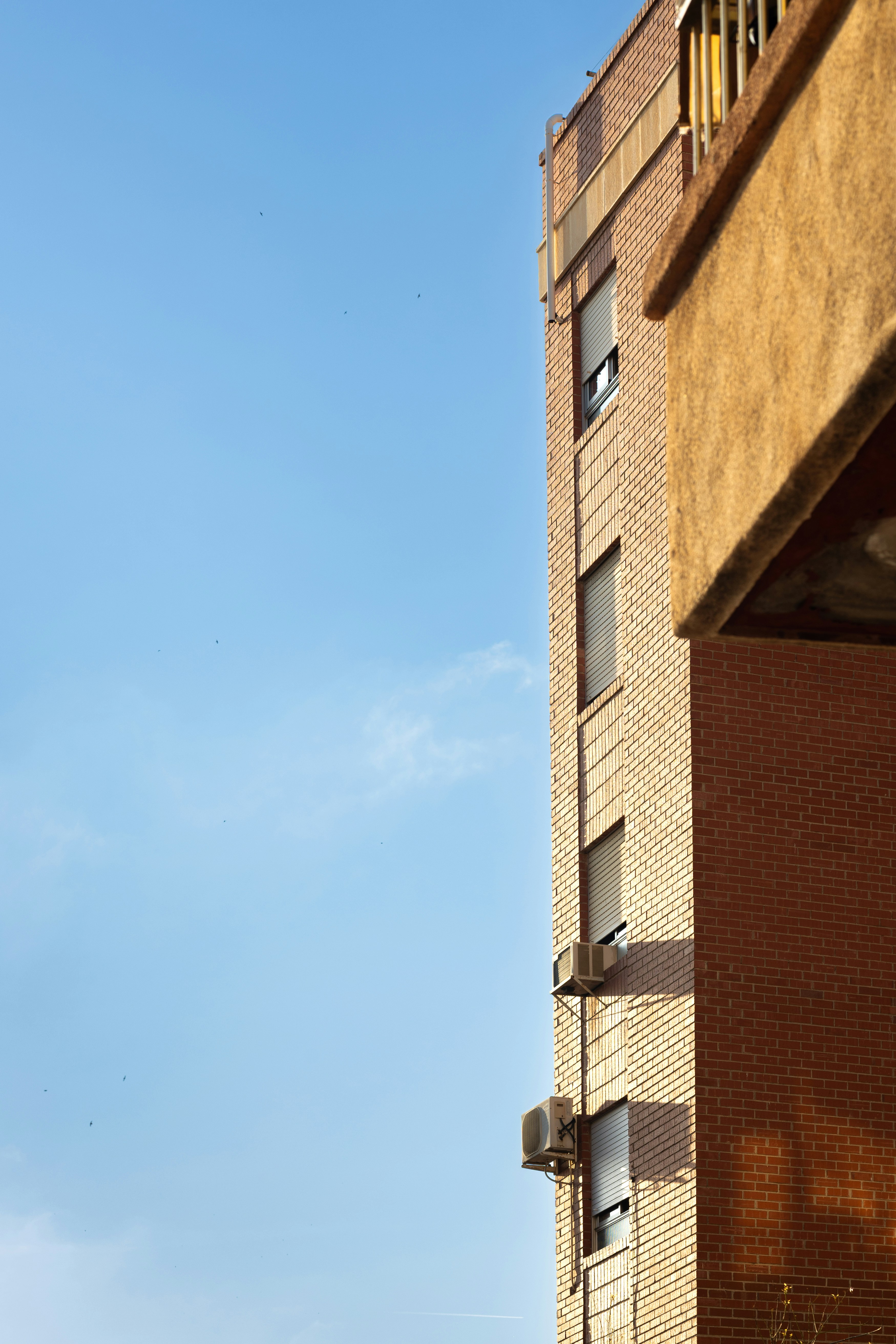 Brick Edge: A Corner of Sky and Structure