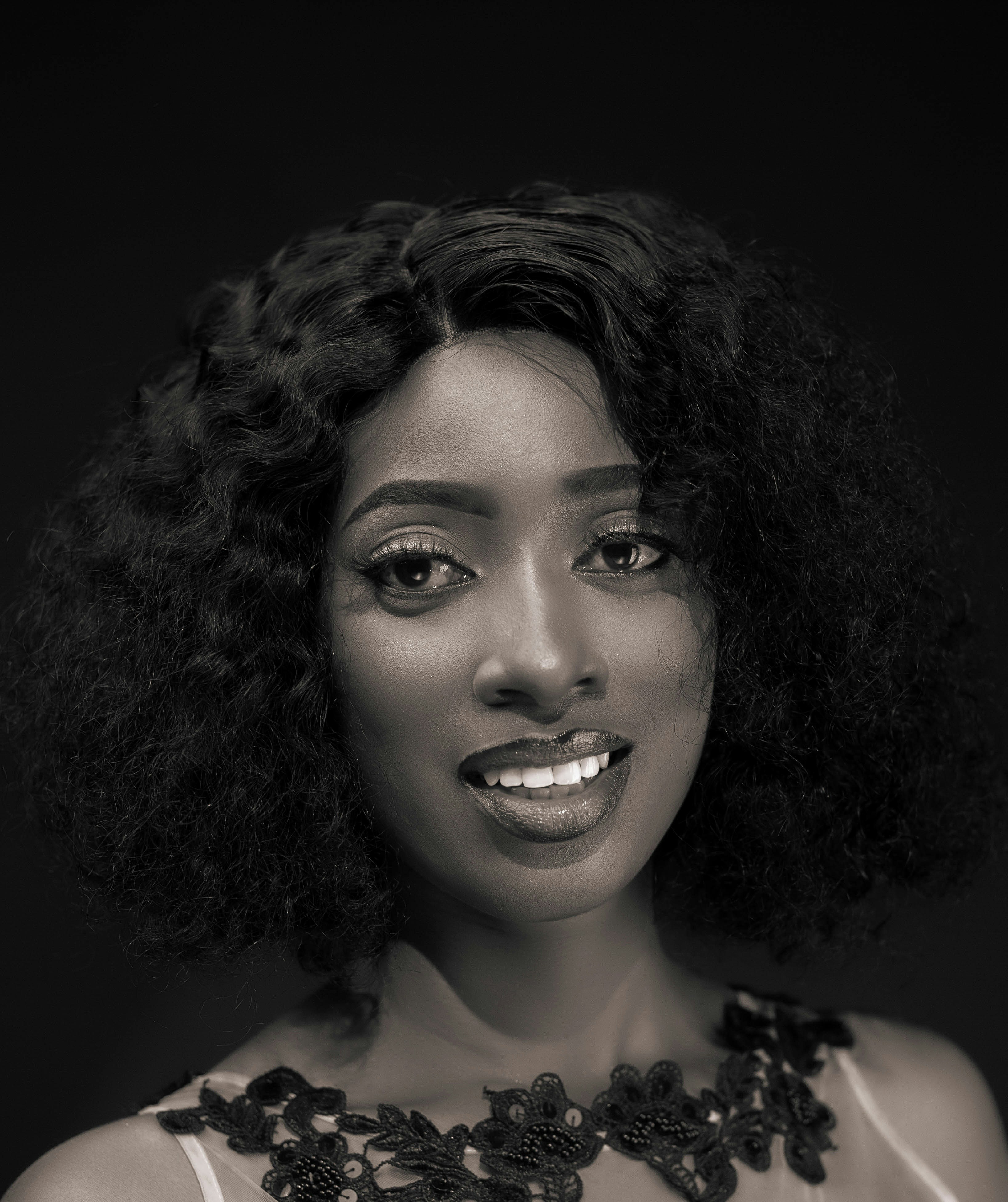 Elegance in Silhouette: A Portrait in Noir Tones
