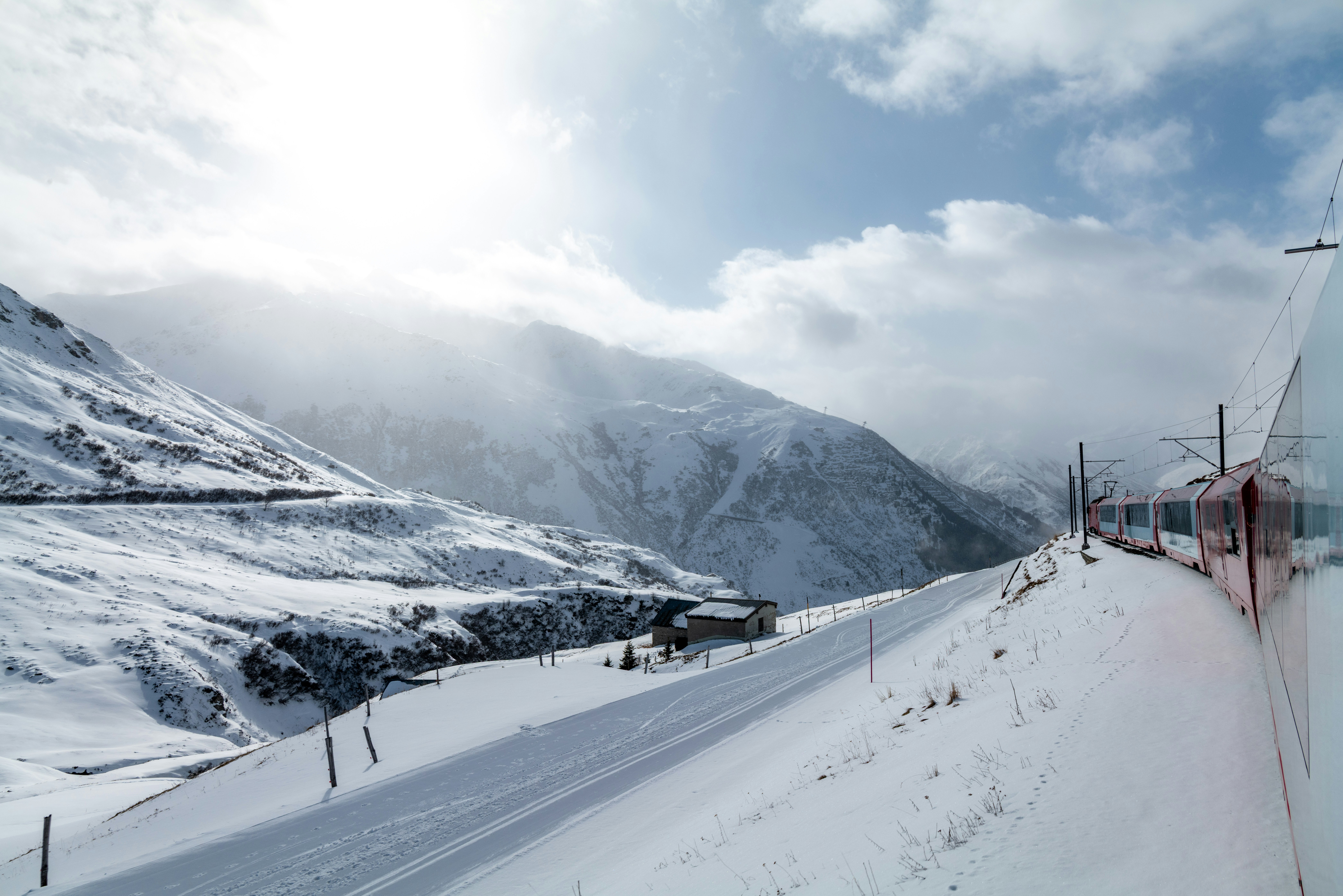 Snowbound Promenade Along the Glacier Rim