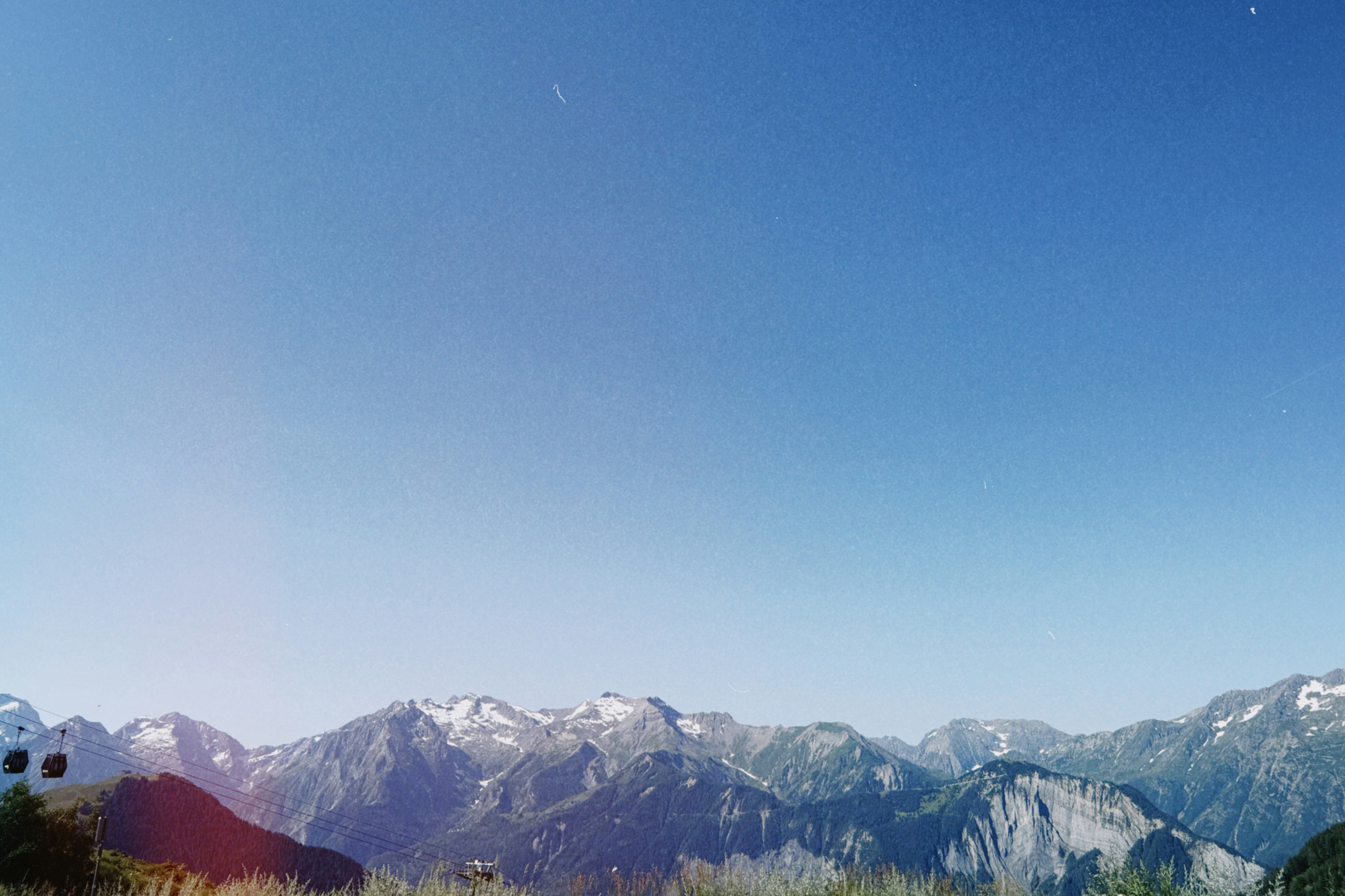 Azure Horizon over Snow‑capped Range