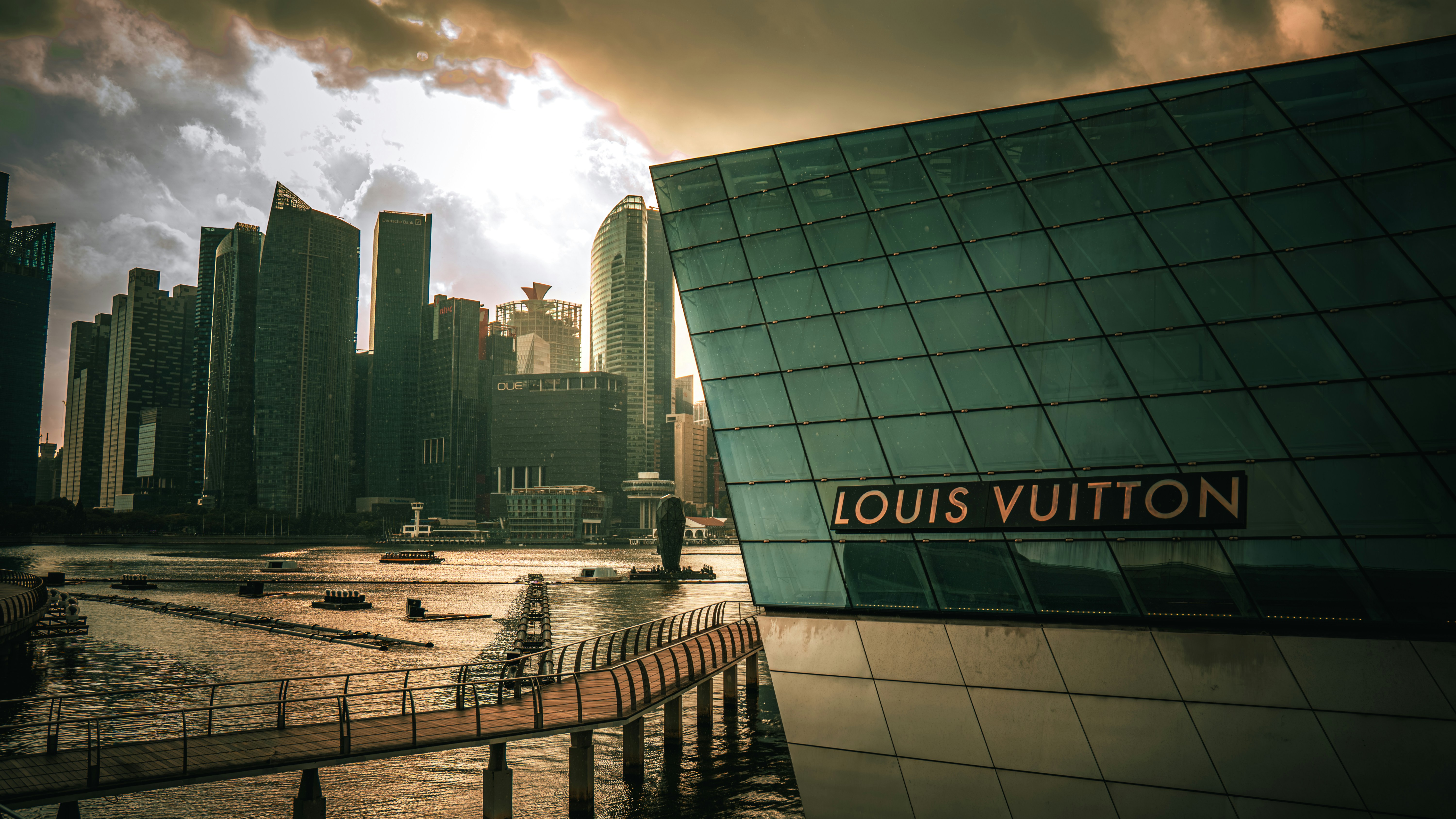 Aqua Facade and Skyline: Louis Vuitton at the Waterfront