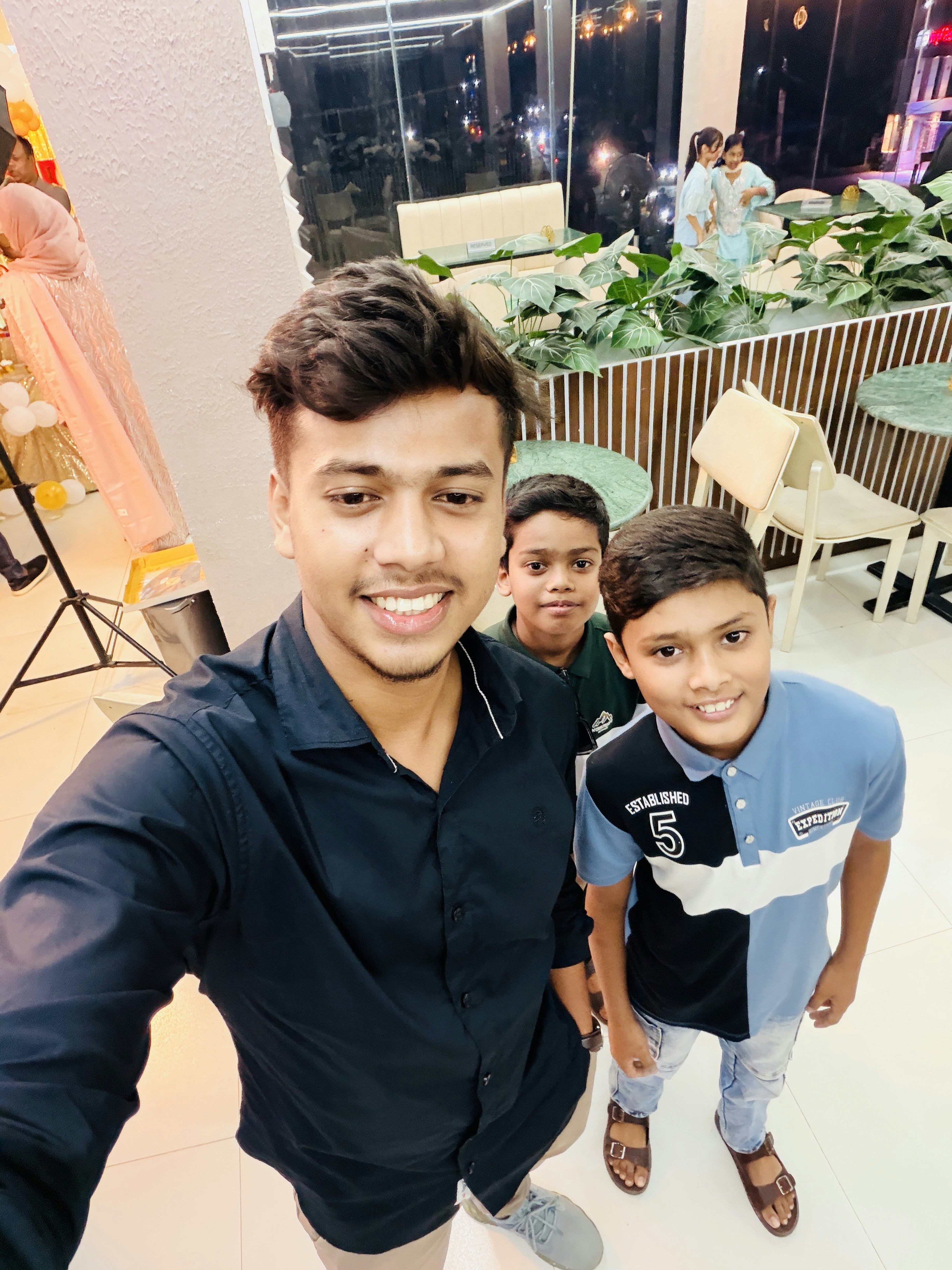 Selfie with Friends: Evening Buzz at the Indoor Lounge